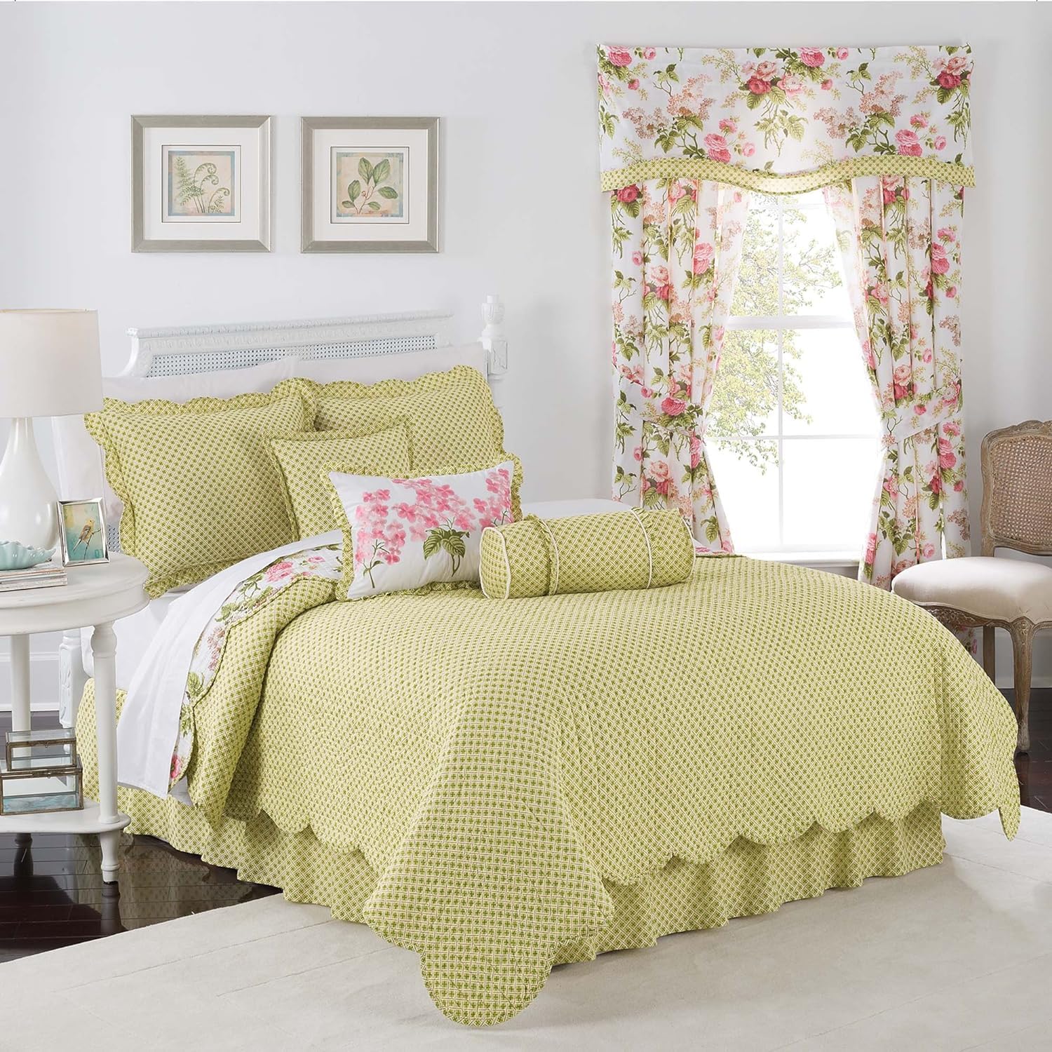 Snapklik.com : Waverly Emmas Garden Modern Farmhouse Floral 4-Piece ...