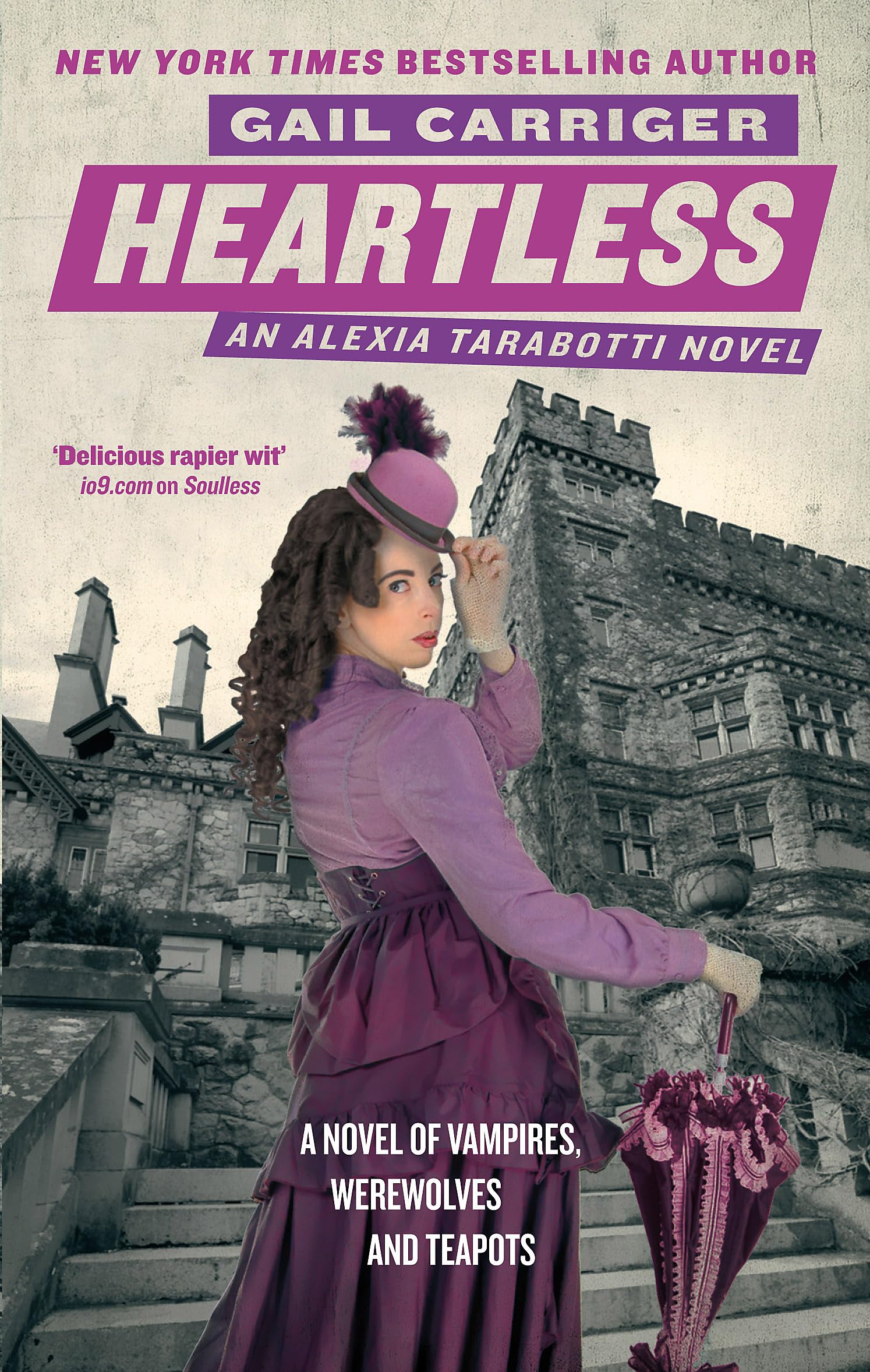 Heartless: Book 4 of The Parasol Protectorate: Amazon.co.uk: Carriger ...