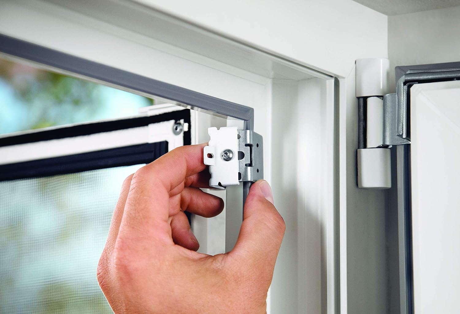 tesa Insect Stop Folding Door Adaptor for Aluminium Frame – Door Clamp ...