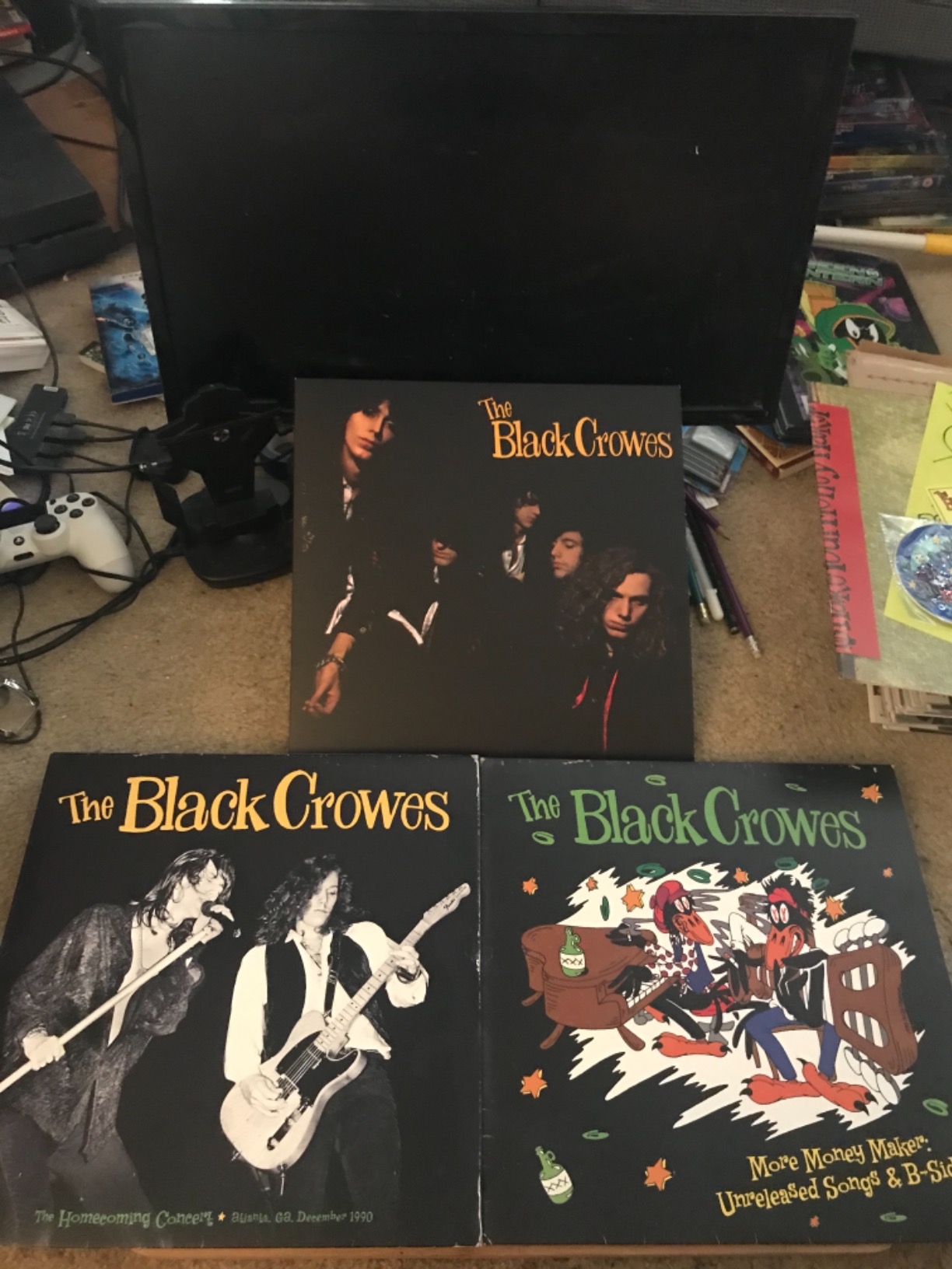 Amazon.com: Shake Your Money Maker (2020 Remaster)[4 LP Super Deluxe ...