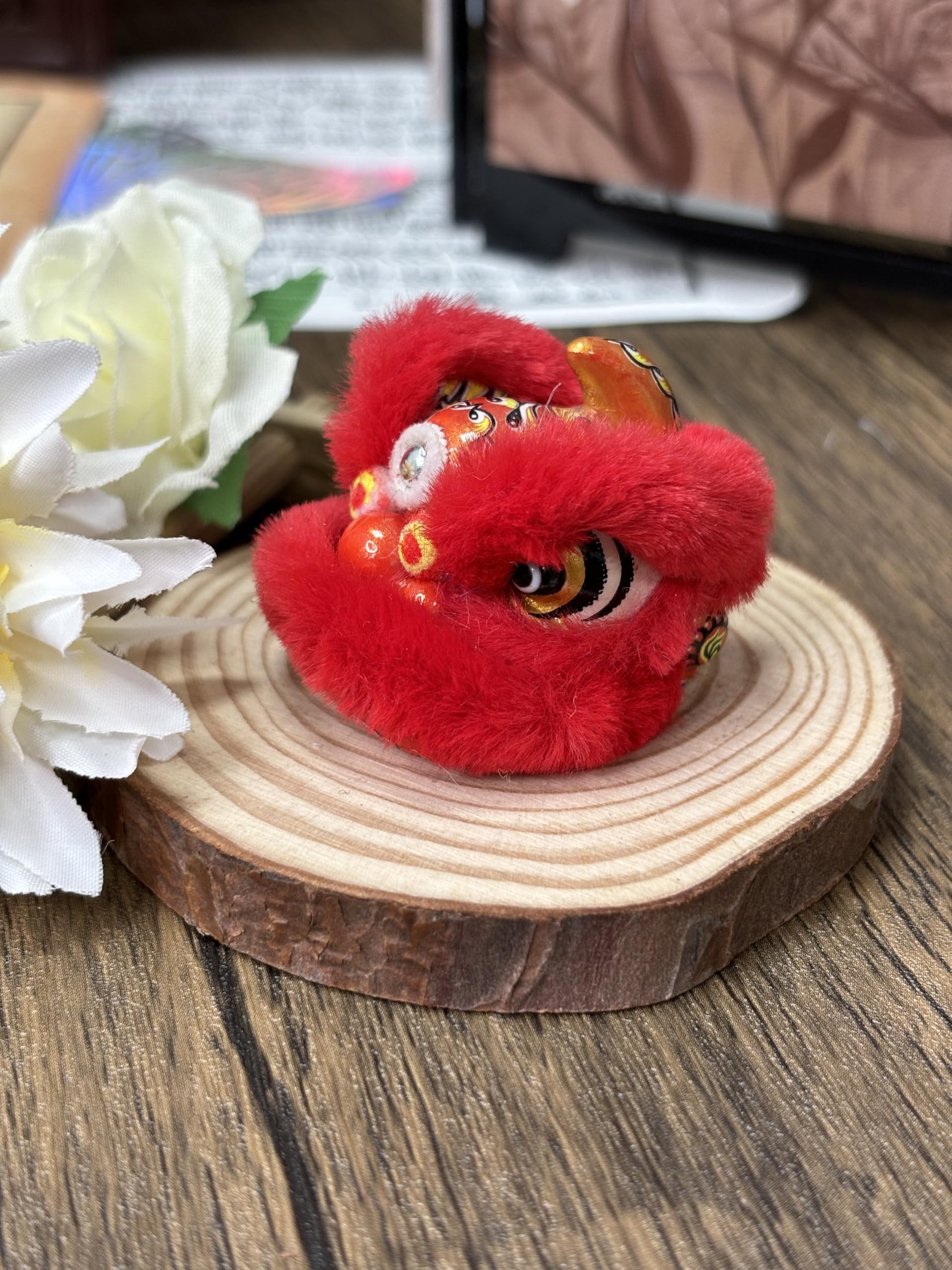 Amazon.com: XINPDPSO Handcrafted Traditional Chinese Lion Dance ...