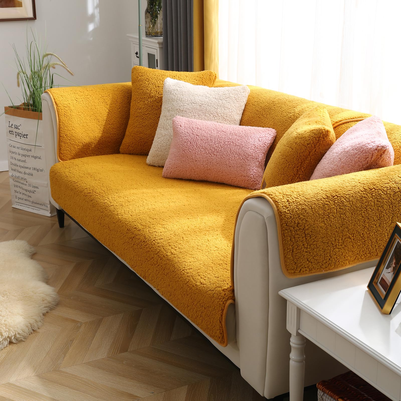 LiveGo Premium Velet Sofa Covers, Non-slip Sofa Slipcovers, Elaborate ...