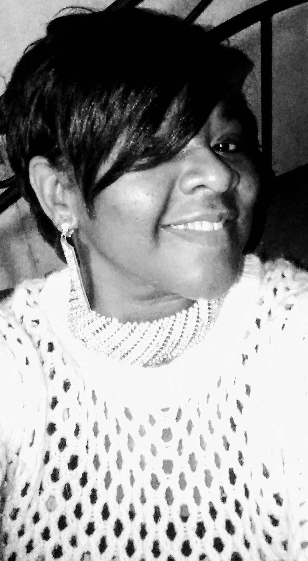 Amazon.com: Gloria Lewis-Vaughn: books, biography, latest update