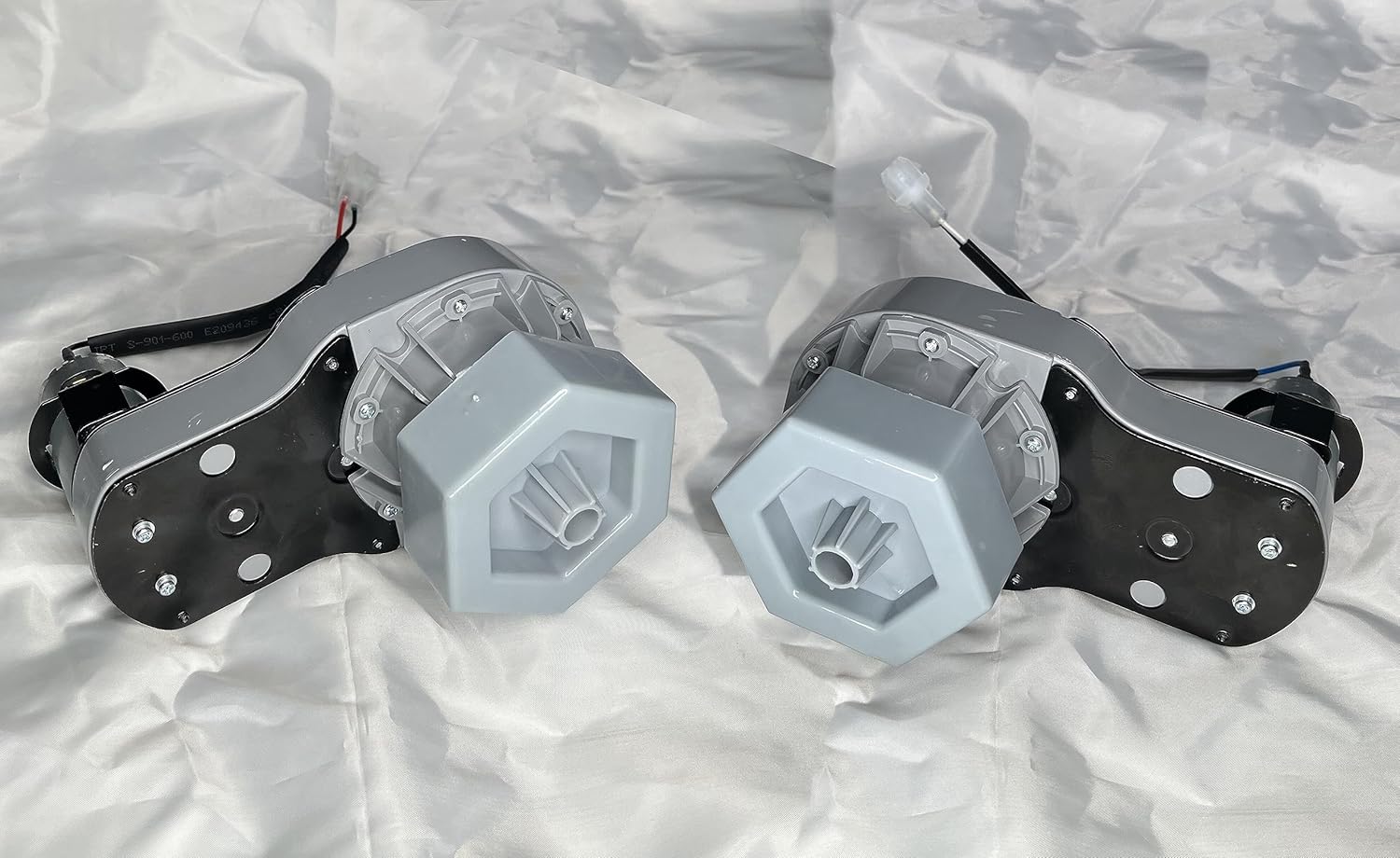 Amazon.com: Left & Right Side 12 Volt Gearbox and Motor for Motion ...