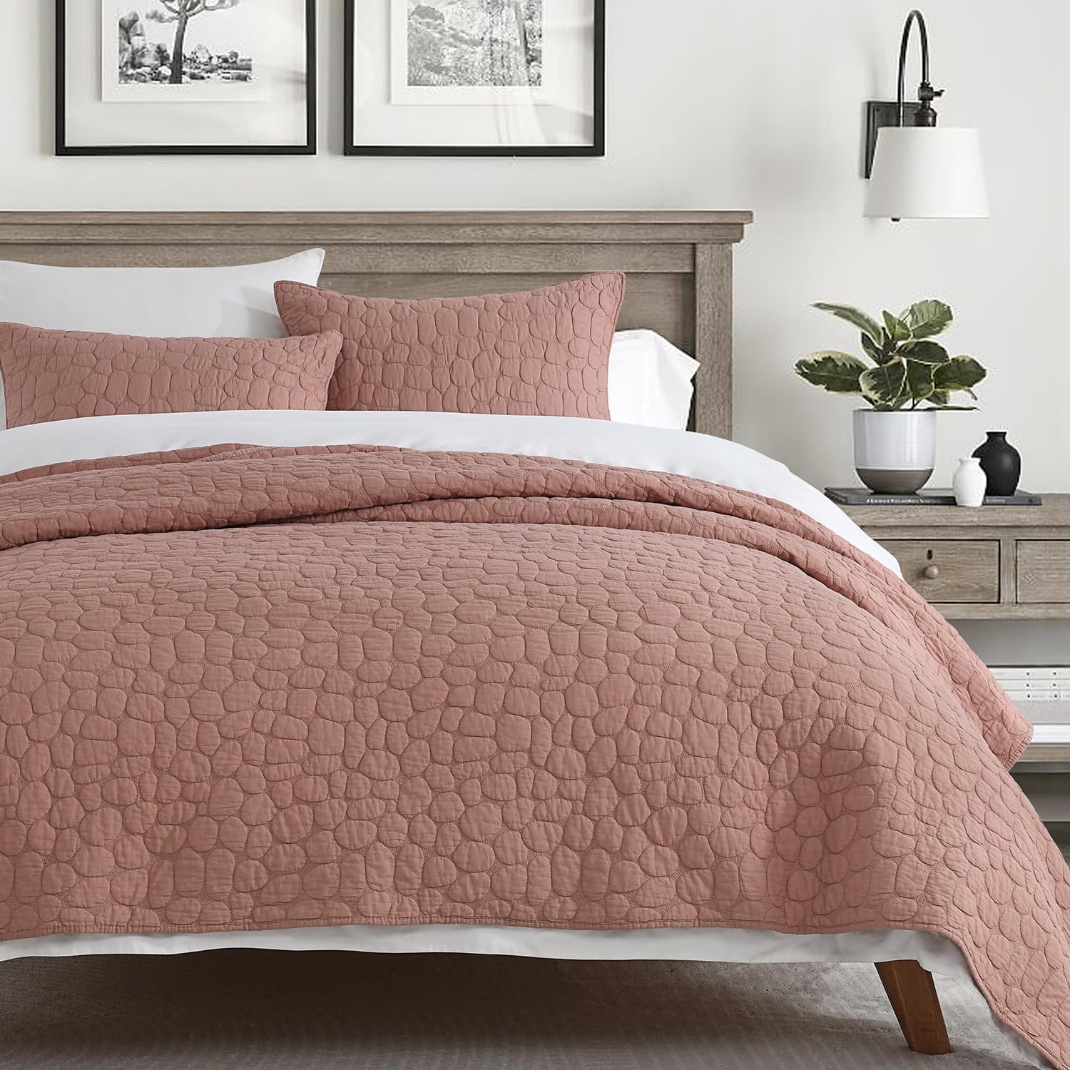 Amazon.com: Levtex Home - Mills Waffle - Full/Queen Quilt Set - Blush ...
