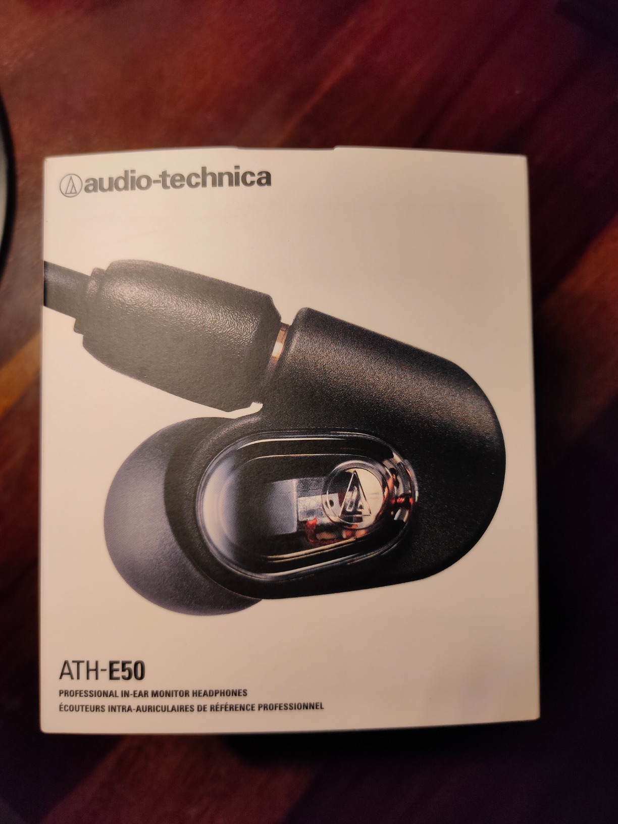 Audio-Technica ATH-E50 in Ear Wired Headphones (Black) : Amazon.in ...