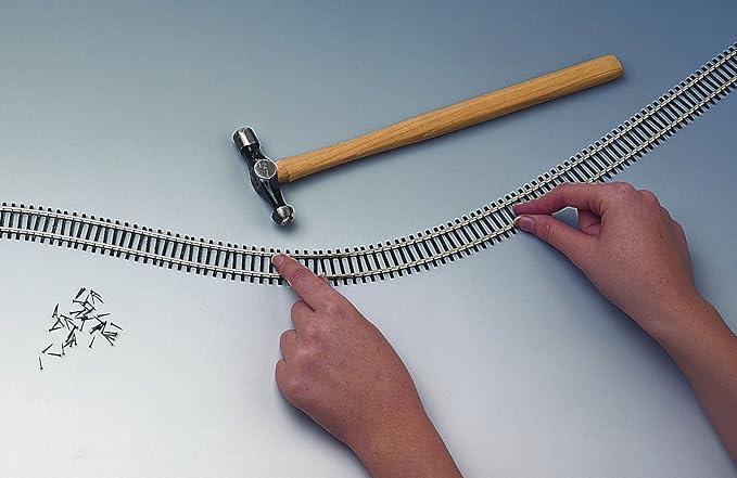 Amazon.com: Hornby Hobby Train Tracks - R621 Flexible Track Track ...