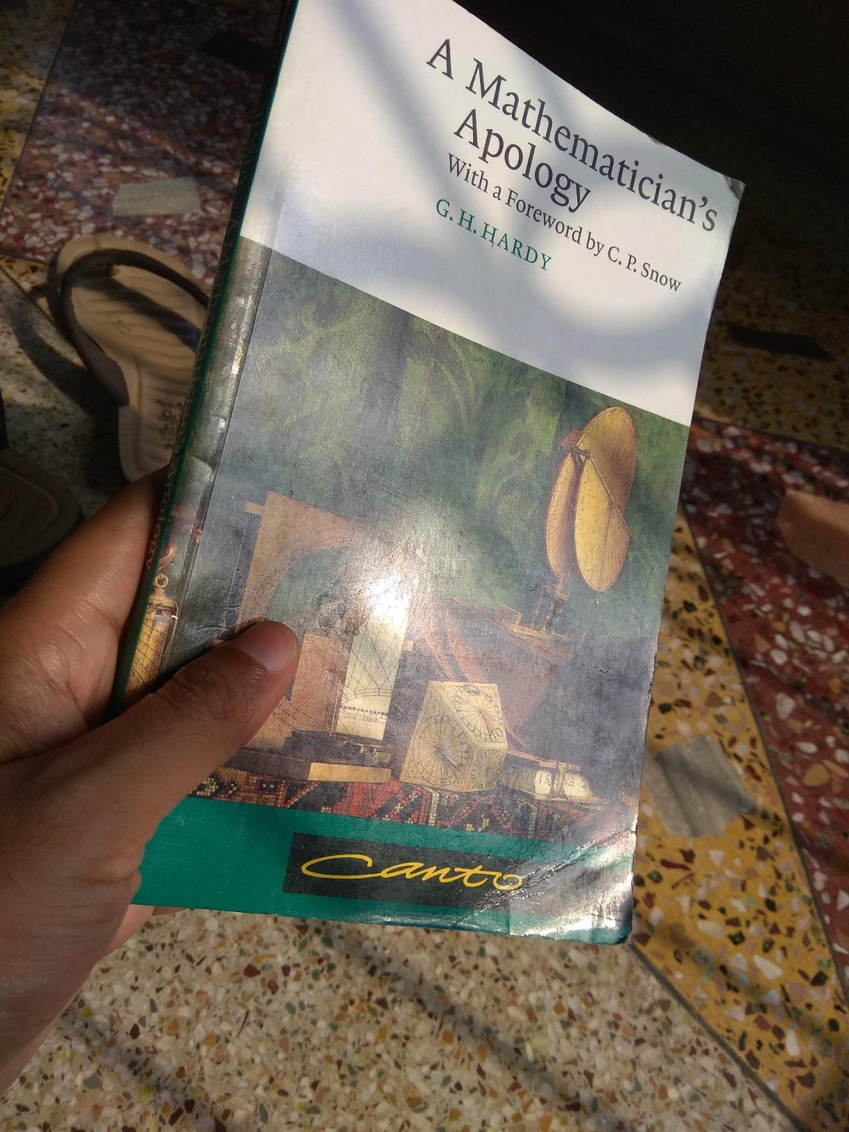 A Mathematician's Apology : Hardy, G H: Amazon.in: Books