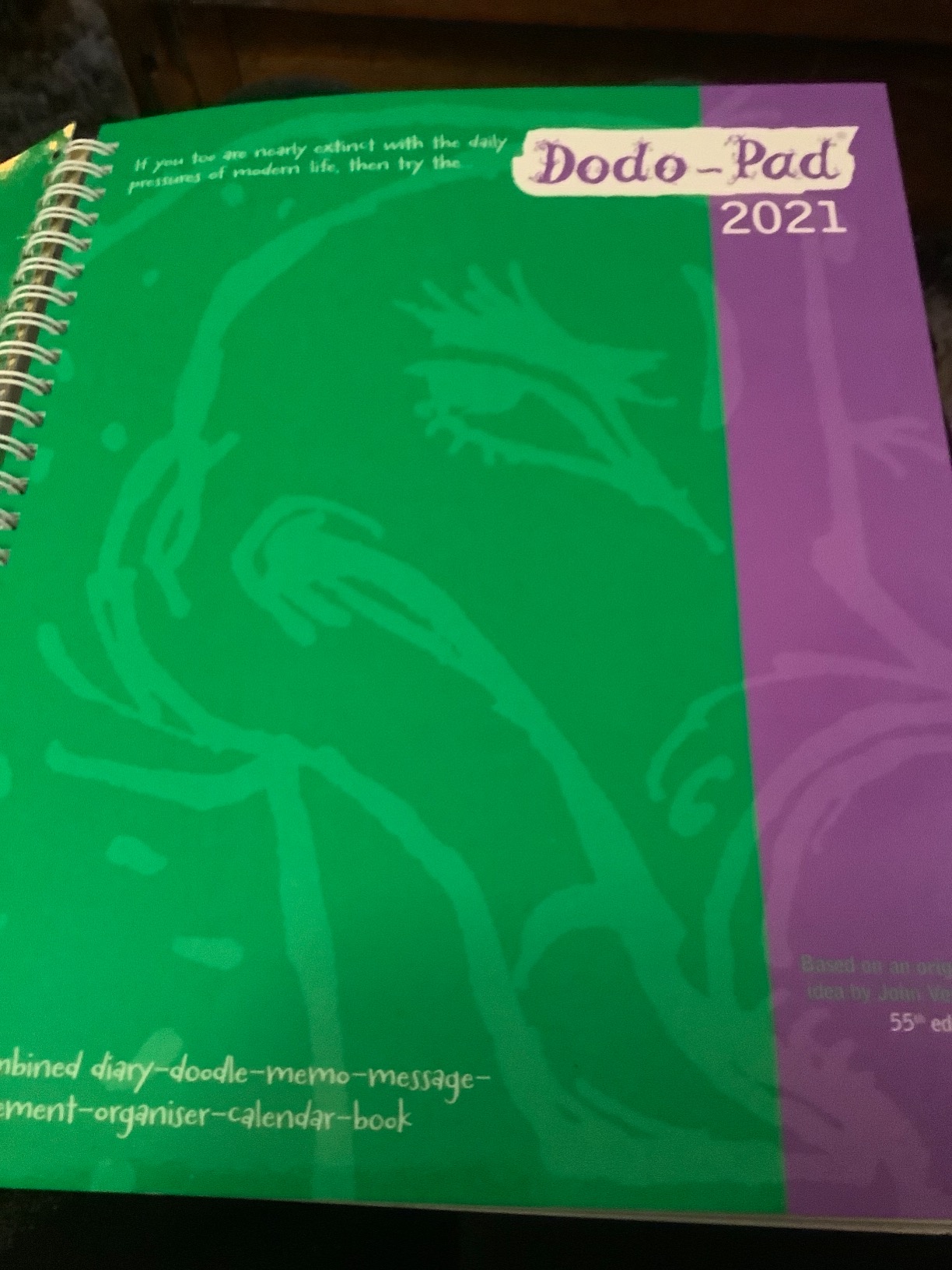 Dodo Pad Original Desk Diary 2021 - Week to View Calendar Year Diary: A ...