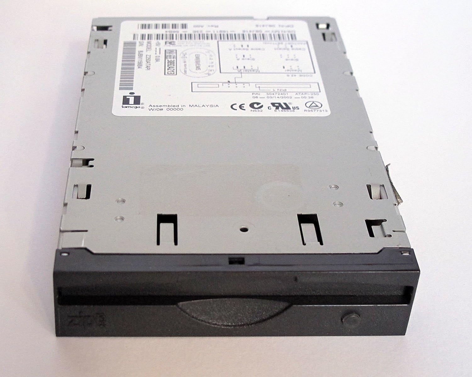 Iomega ZIP 250 - Disk drive - ZIP (250 MB) - IDE - internal - 3.5 ...