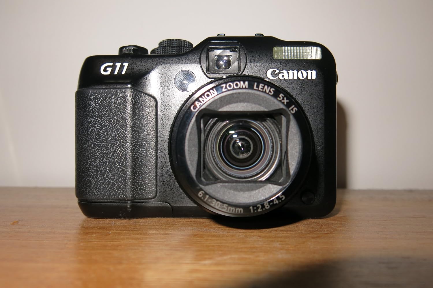 Canon PowerShot G11 Digital Camera (High Sensitivity 10.0 MP, 5x Zoom ...