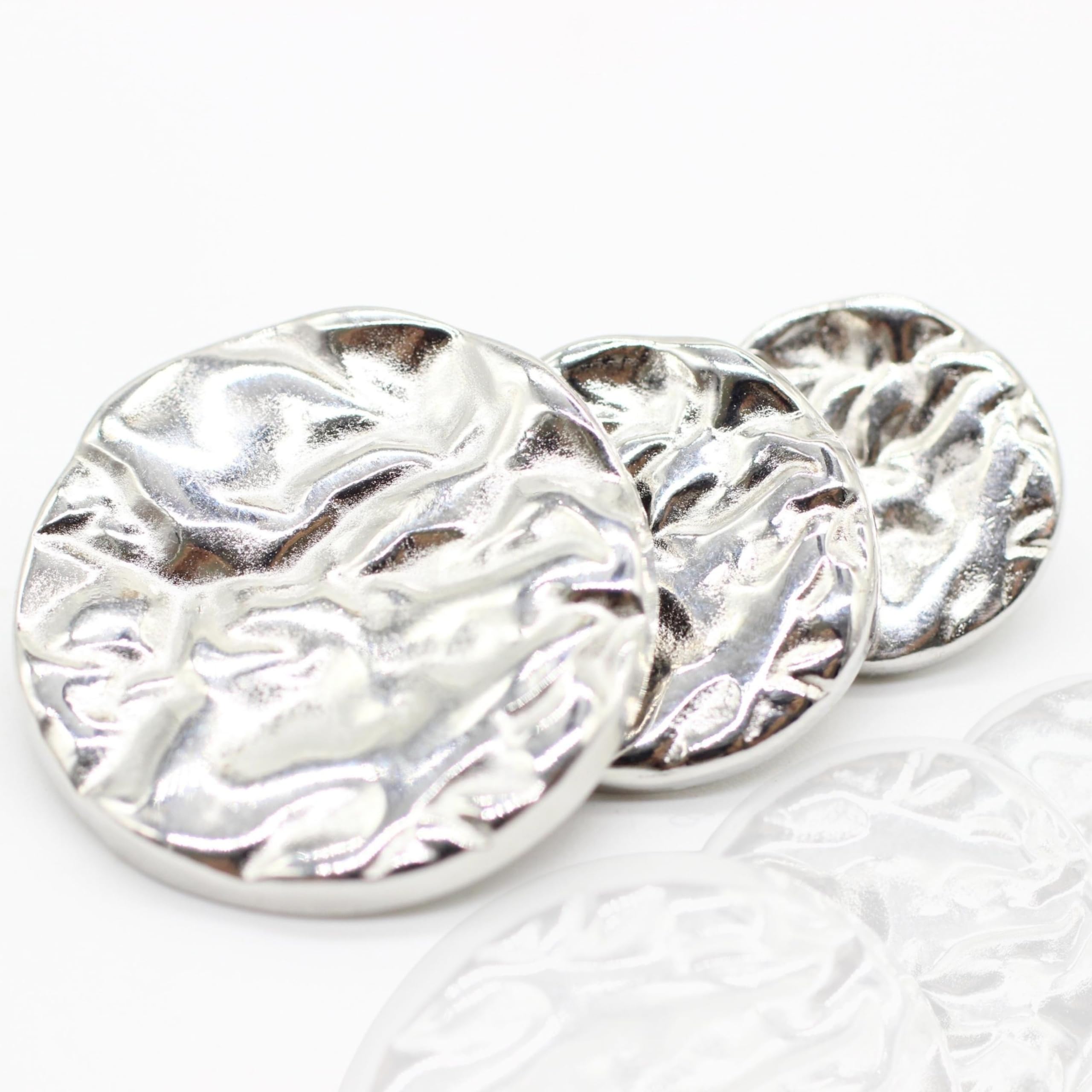 Amazon.com: Wrinkle Silver Metal Shank Buttons - 12 Pcs - 4 Size ...