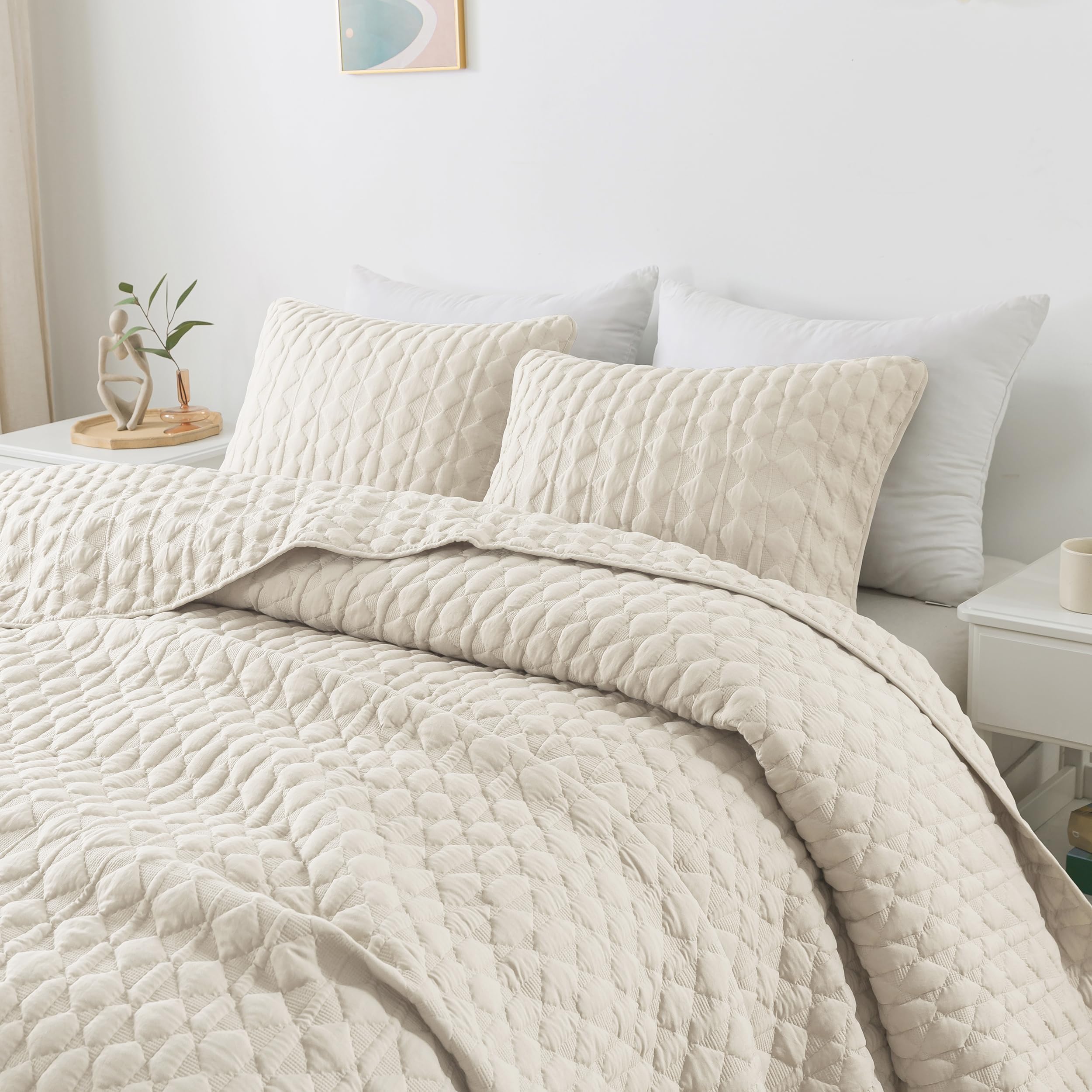 Amazon.com: WDCOZY Ivory Oversized California Cal King Size Quilt ...