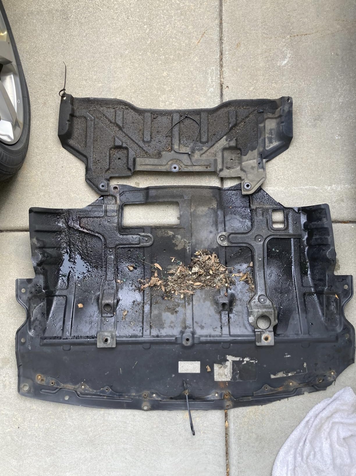 Amazon.com: For Infiniti G35 Front Engine Splash Shield 2003 04 05 2006 ...