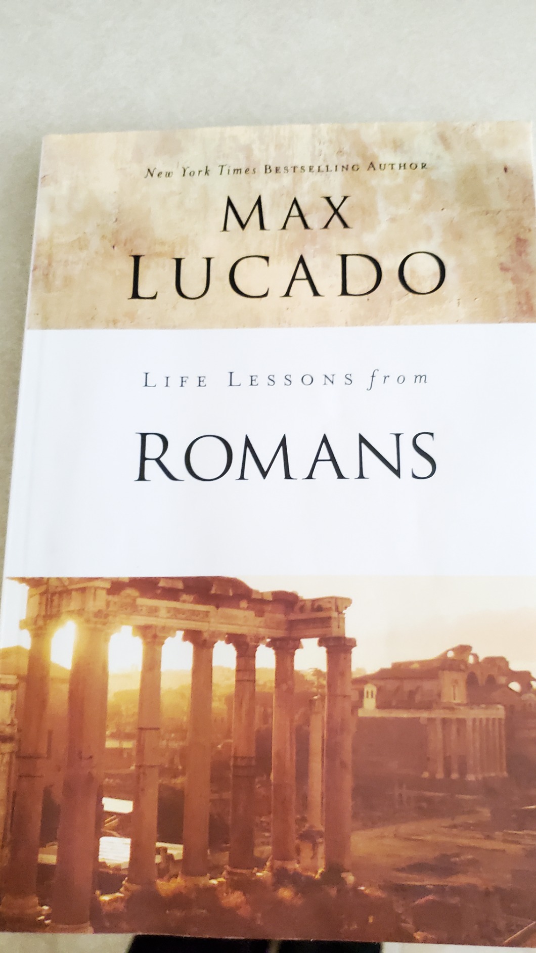 Life Lessons from Romans: God's Big Picture: Lucado, Max: 9780310086406 ...