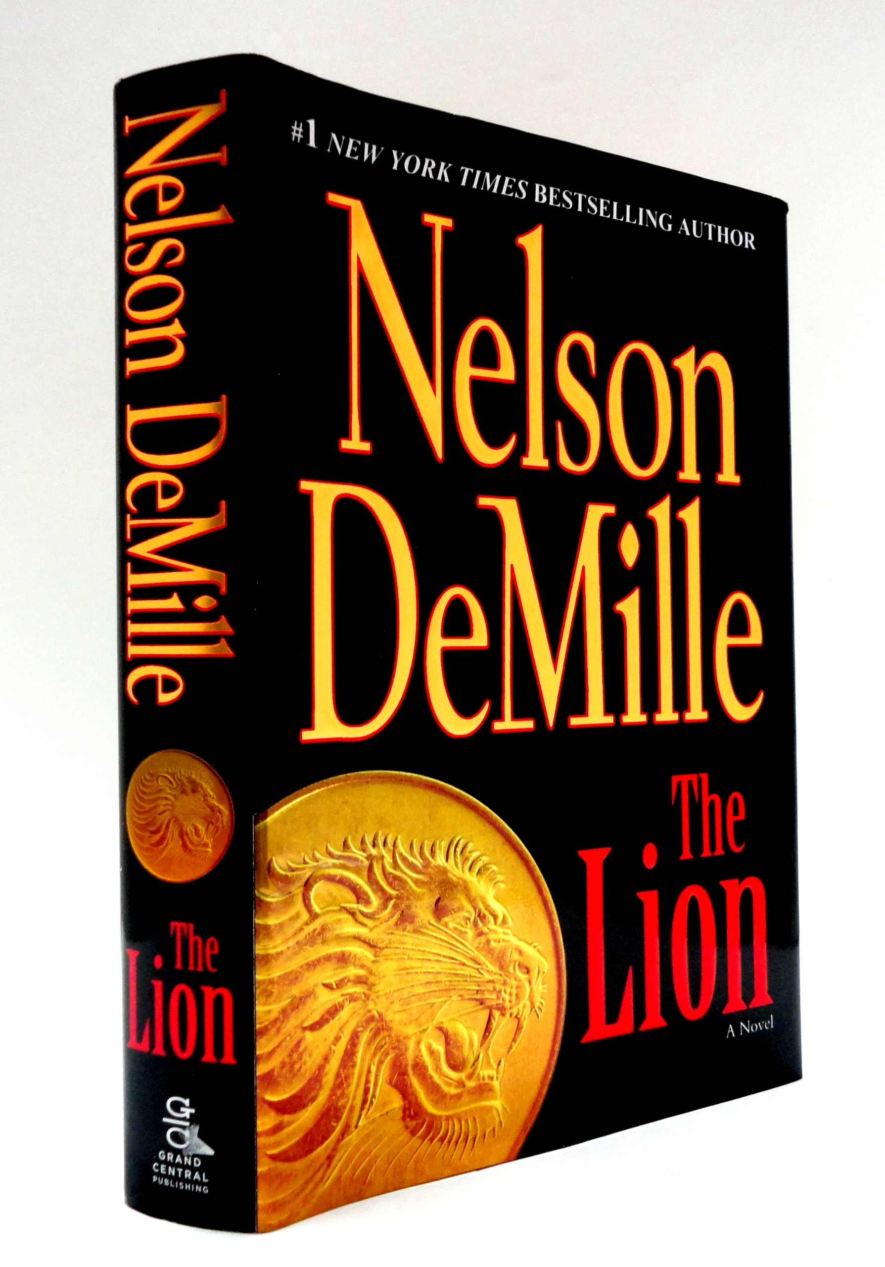 The Lion (A John Corey Novel, 5): DeMille, Nelson: 9780446580830 ...