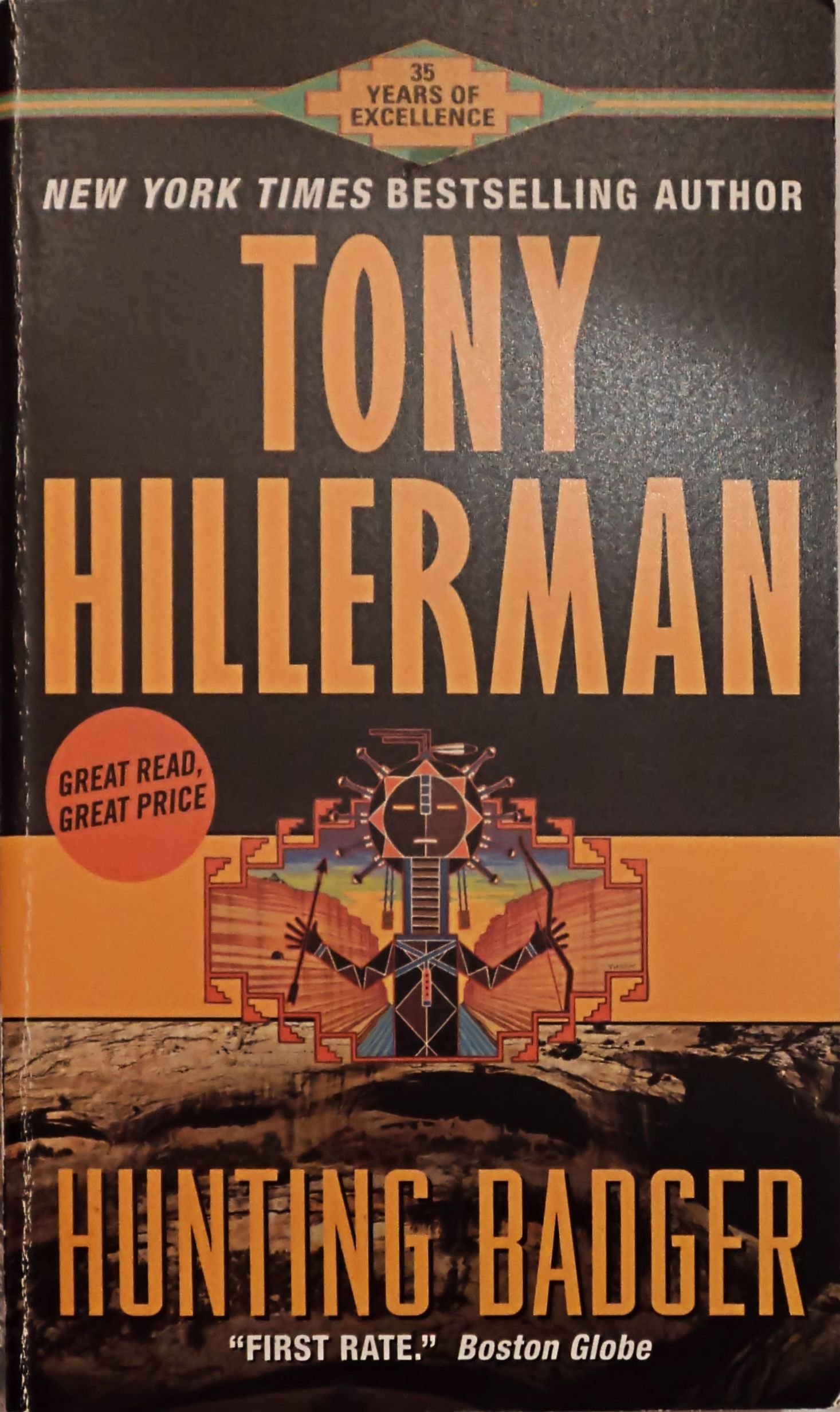 Amazon.com: Hunting Badger: 9780060955649: Hillerman, Tony: Books