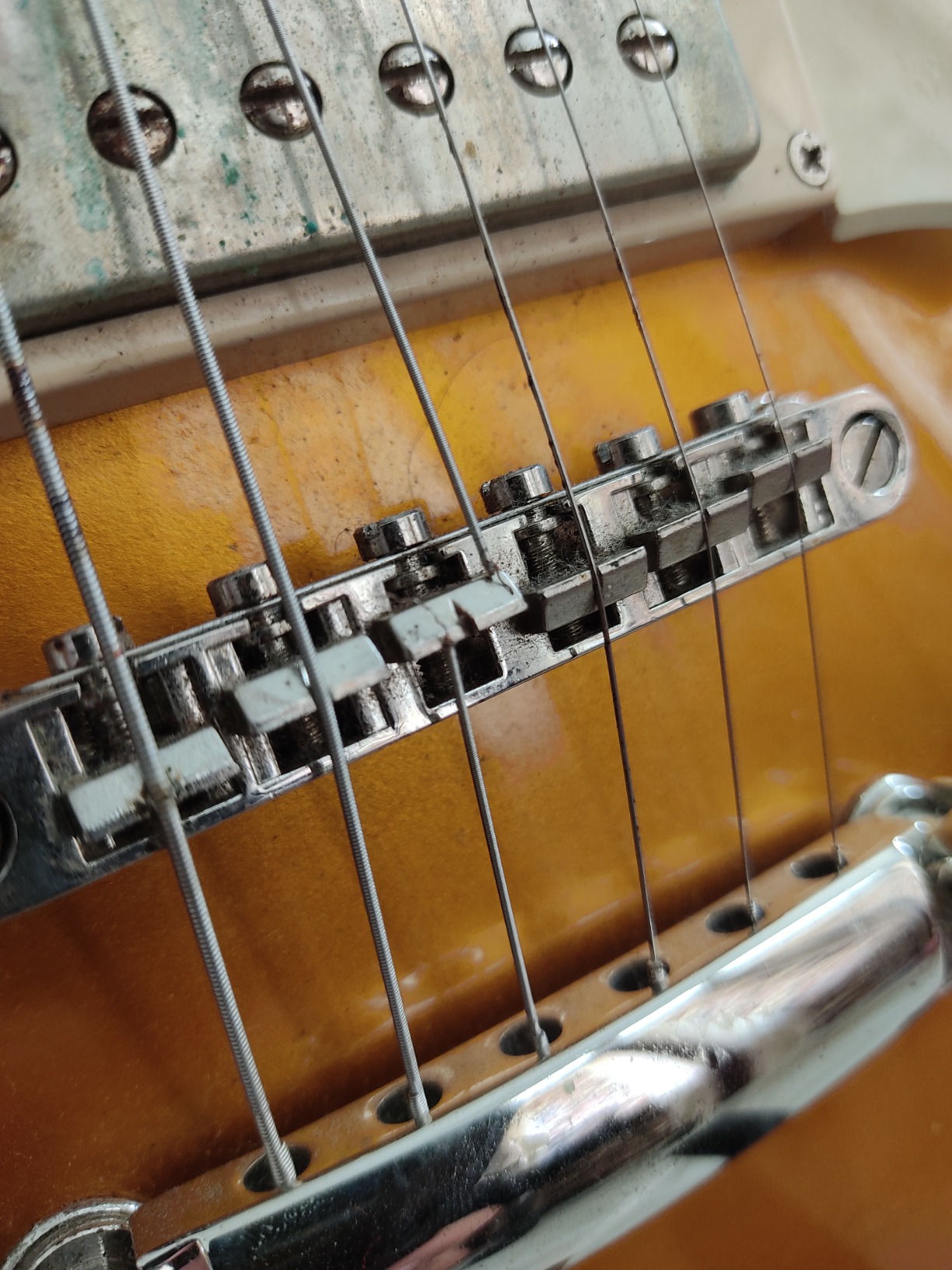 Elixir Strings Electric Guitar Strings, 6-String, Light NANOWEB Coating ...