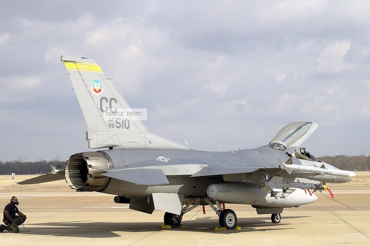 Amazon.com: Photo A US Air Force (USAF) Crew CHIEF assigned to the 27th ...