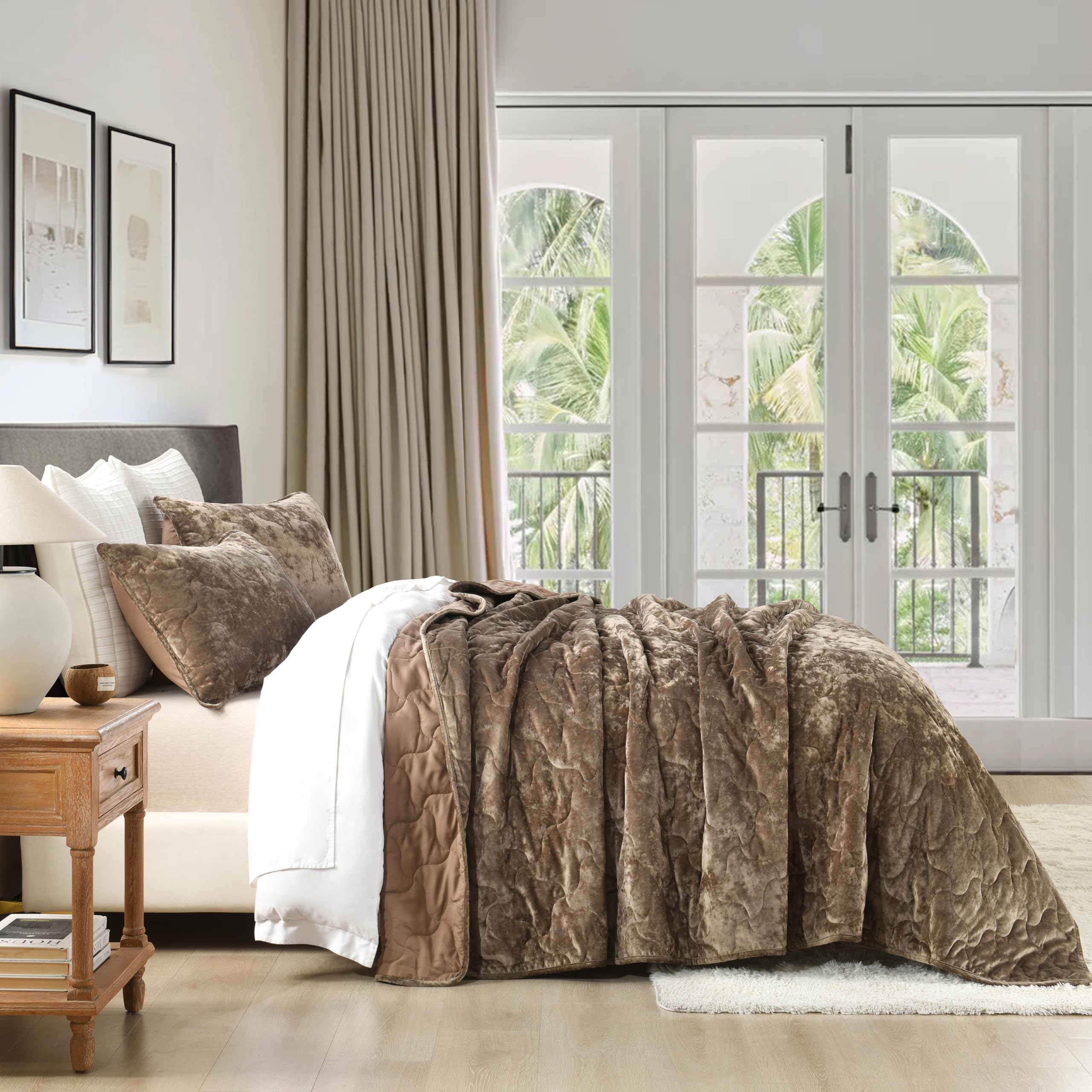 Snapklik.com : Homzard Luxury Velvet Quilt Set King Size Bedding, Mocha ...