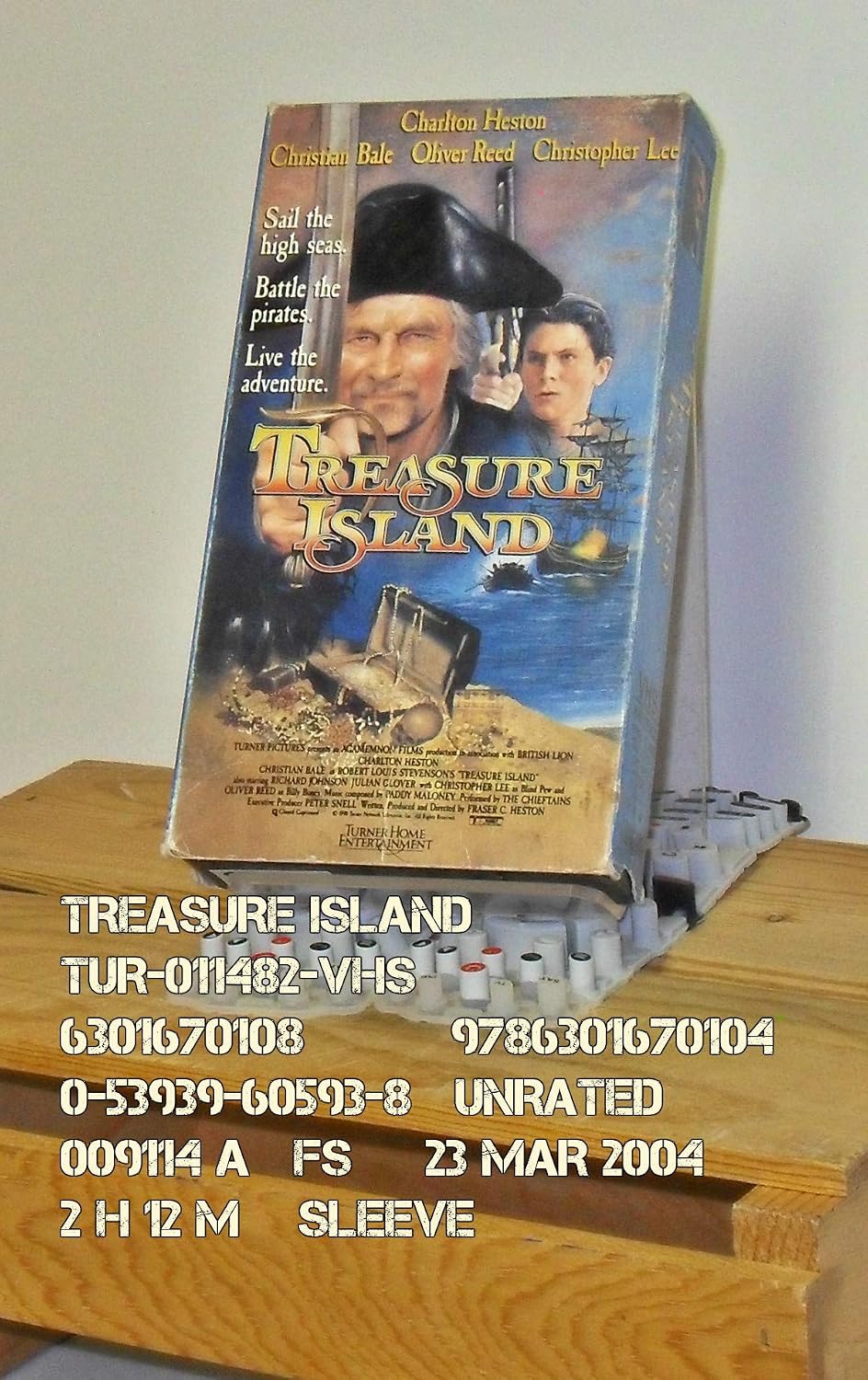 Treasure Island [VHS] : Amazon.fr: DVD et Blu-ray