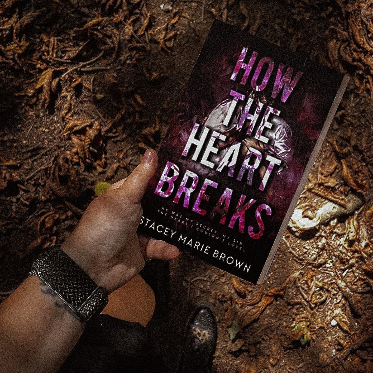 How The Heart Breaks: Amazon.co.uk: Marie, S.: 9781956600902: Books