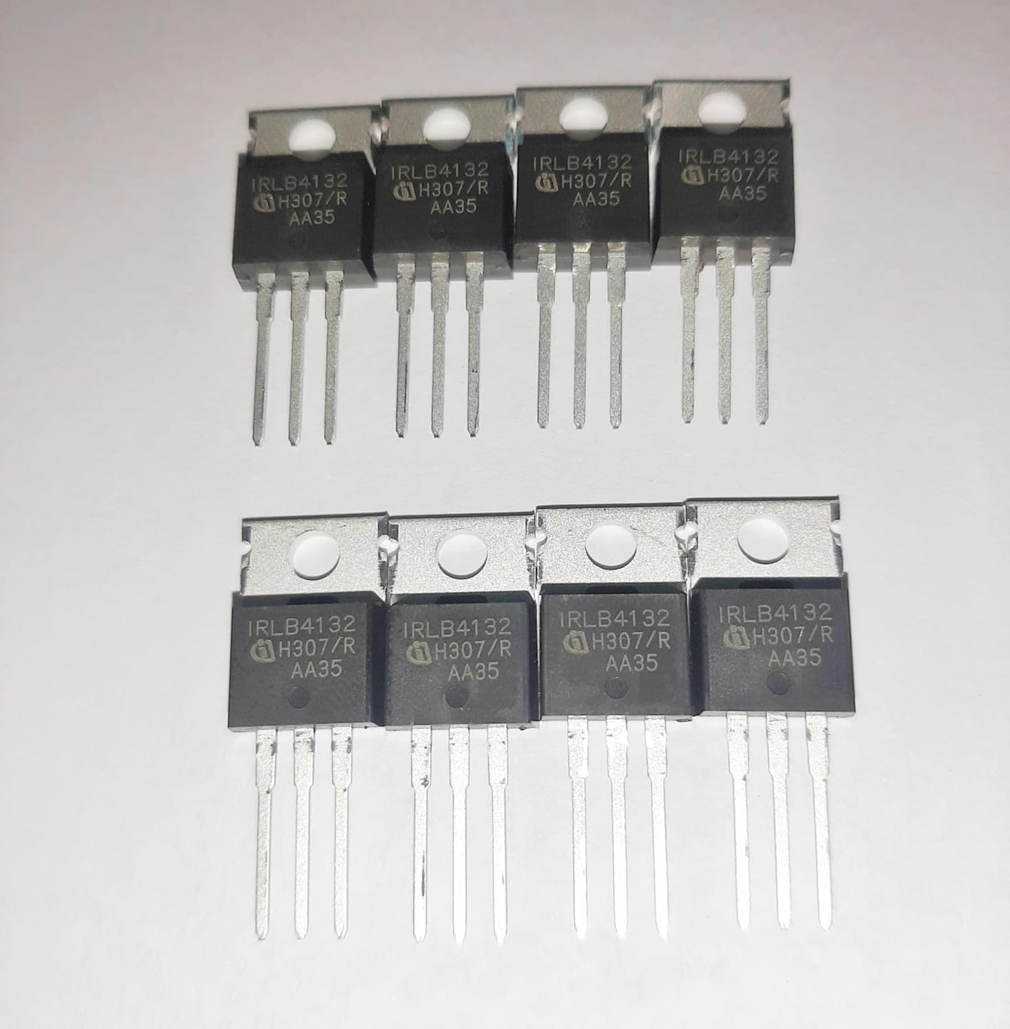IRLB4132PBF MOSFET IRLB4132 N-Channel MOSFET 30V 150A - (PACK of 8PCS ...