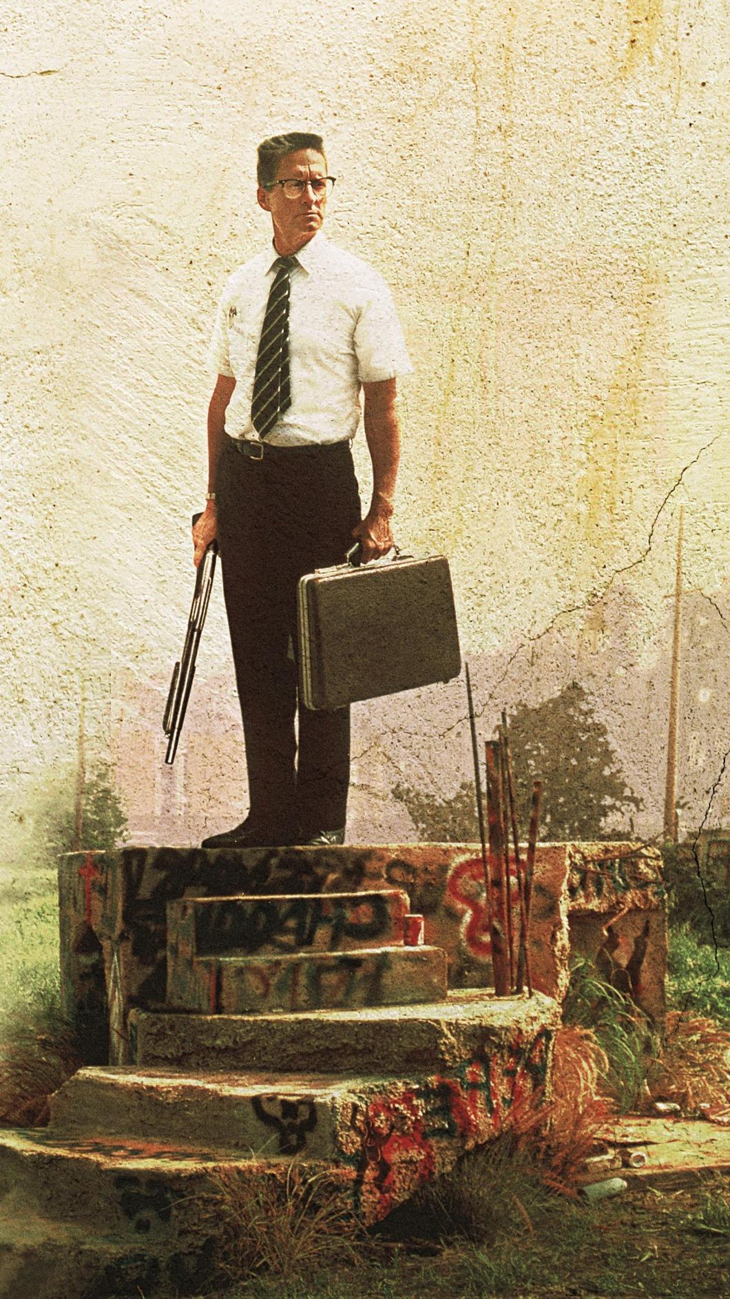 Falling Down: Amazon.de: Michael Douglas, Robert Duvall, Barbara ...