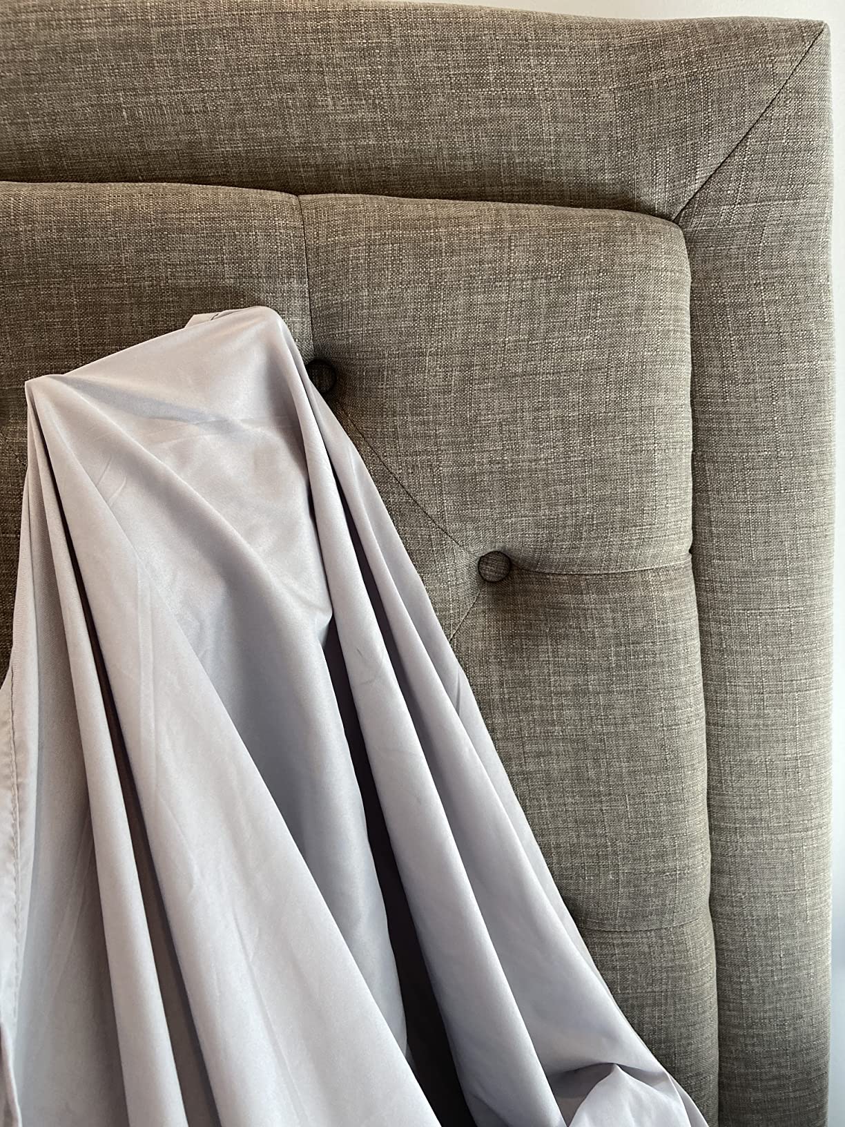 $10/mo - Finance Signature Design by Ashley Jerary Farmhouse Button ...