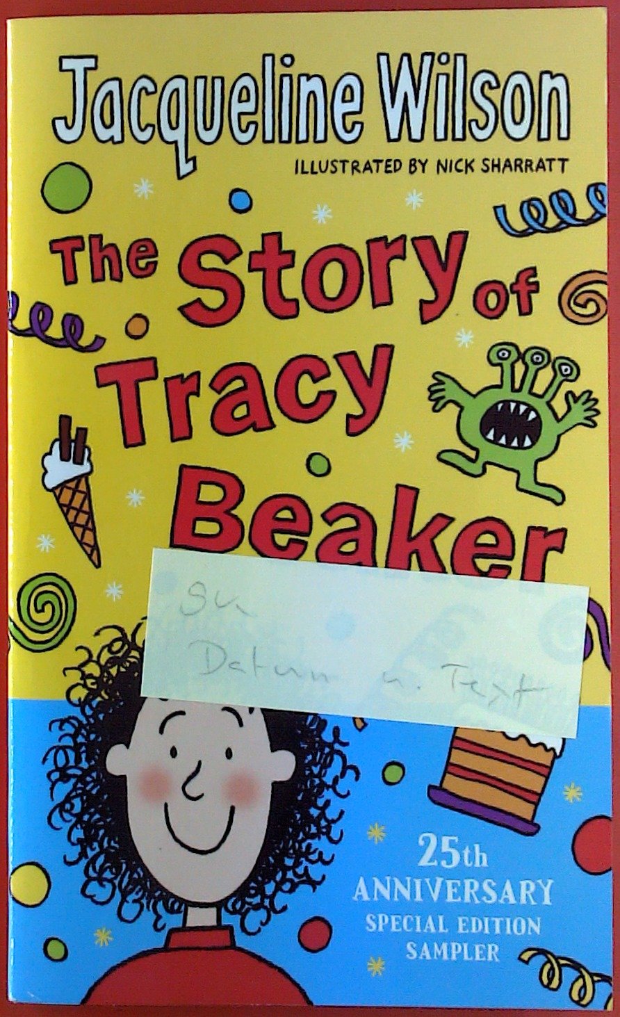 The Storyof Tracy Beaker : Amazon.in: Books