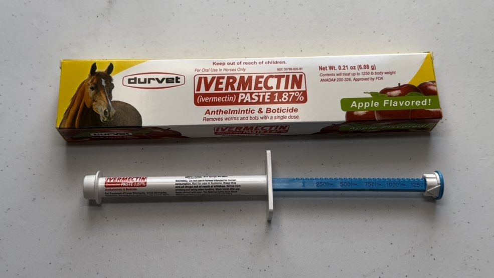 Watch Apple flavored horse dewormer - ivermectin paste on Amazon Live
