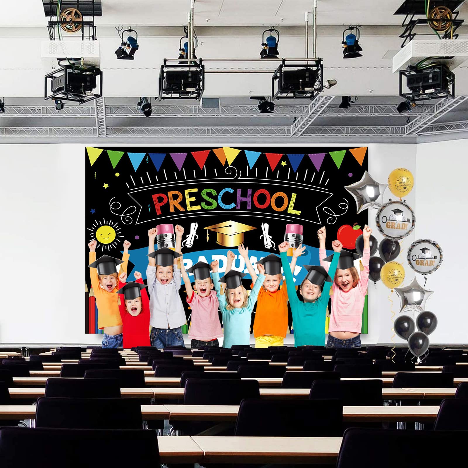 Preschool Graduation Stage Design