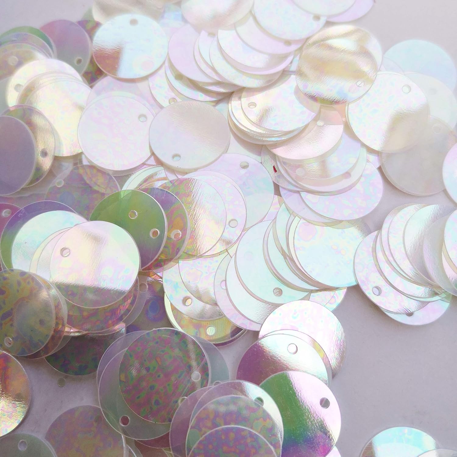 Amazon.com: 200pcs Flat Sequins Iridescent Spangles Craft Loose Sequins ...
