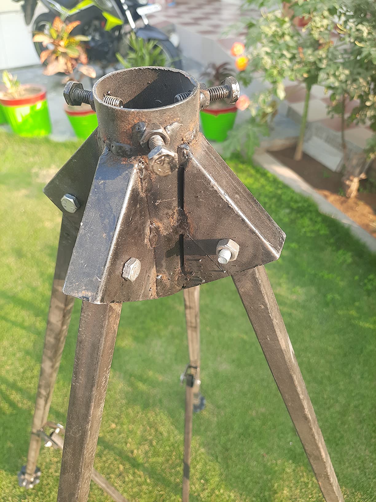 DVI 4 Leg Height Adjustable RAIN Gun Stand with Riser Pipe Compatible ...