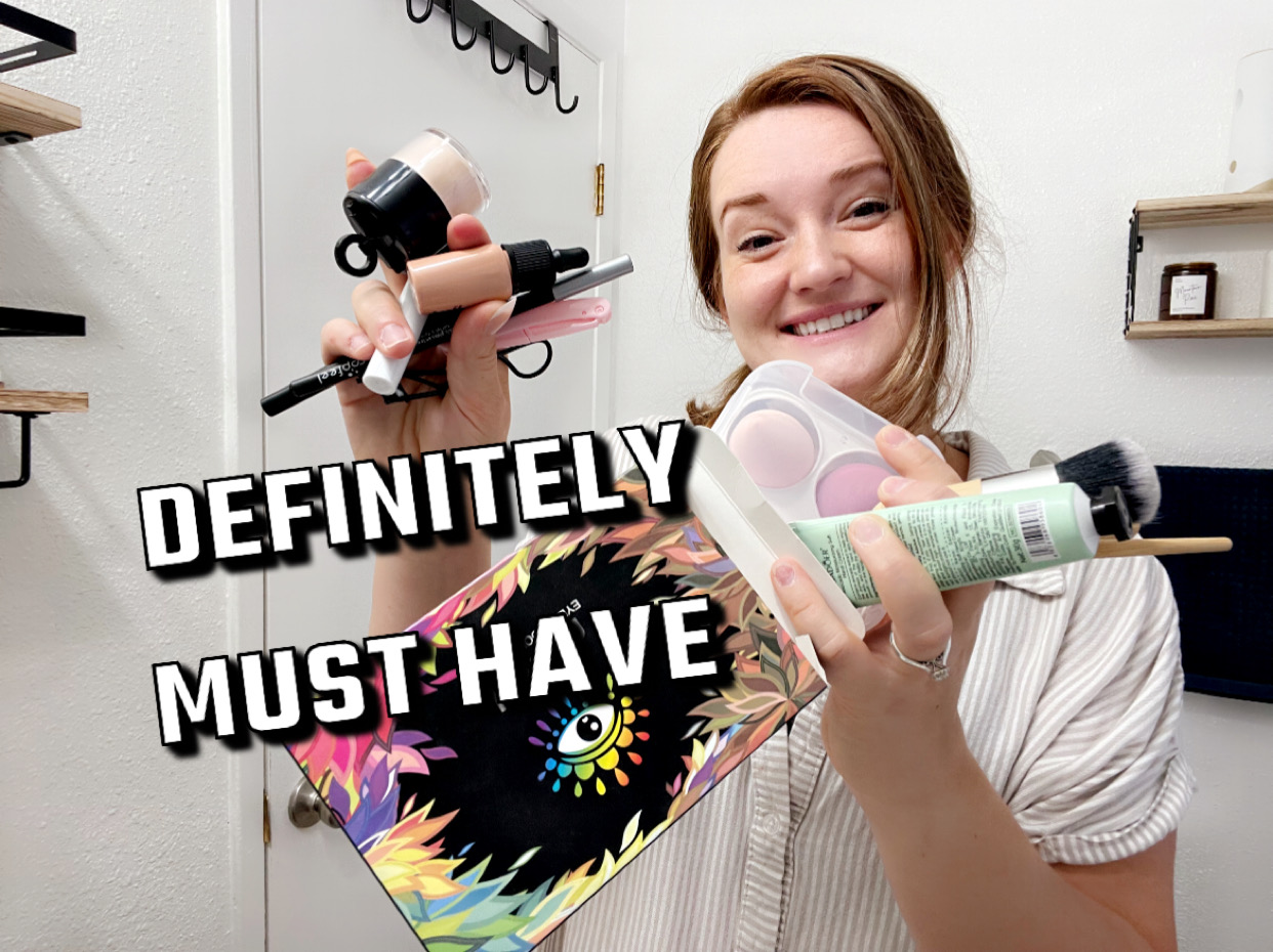 Watch Quick Look at This All in One Makeup Kit on Amazon Live