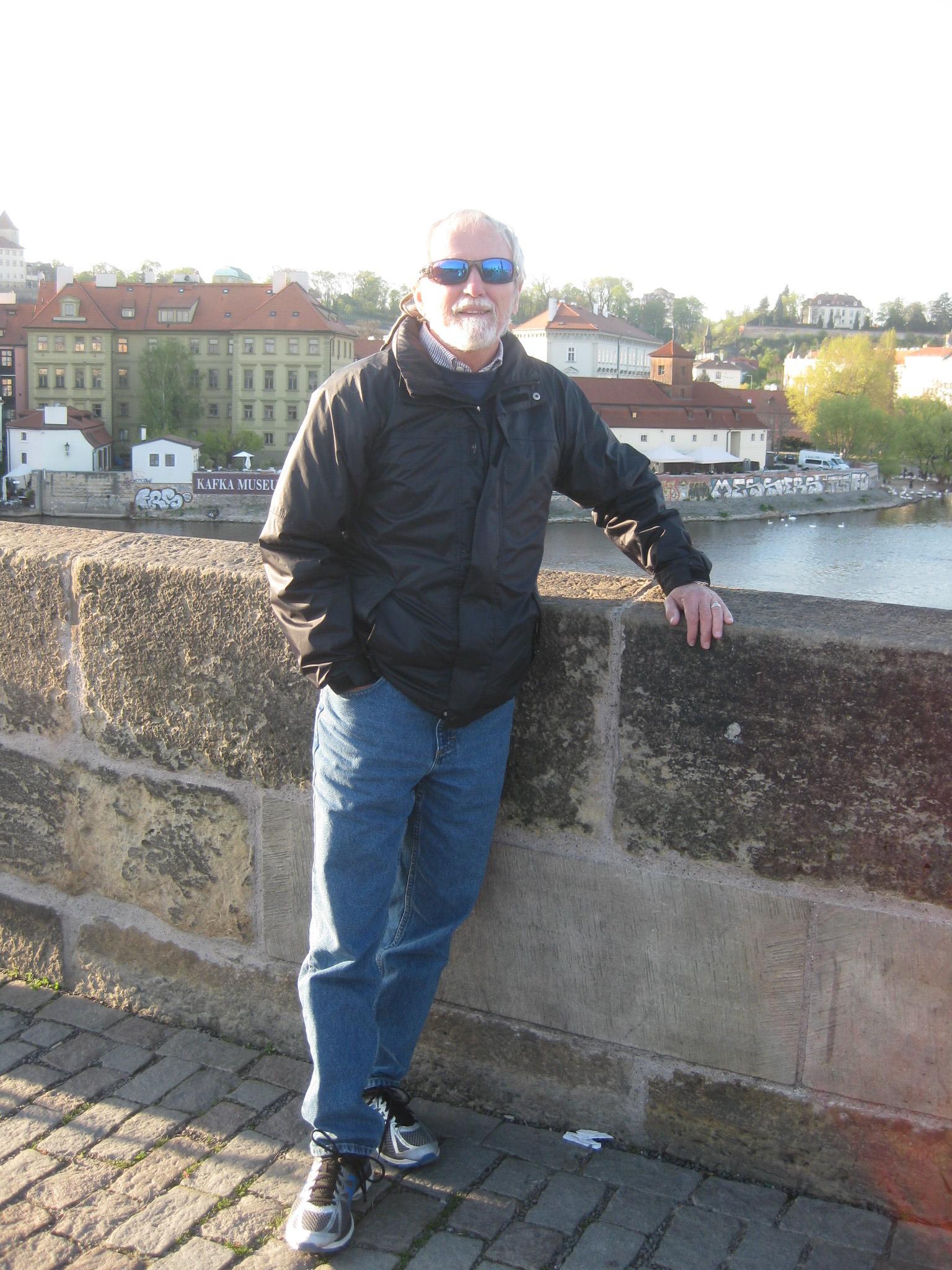 Amazon.com: Bob Williams: books, biography, latest update