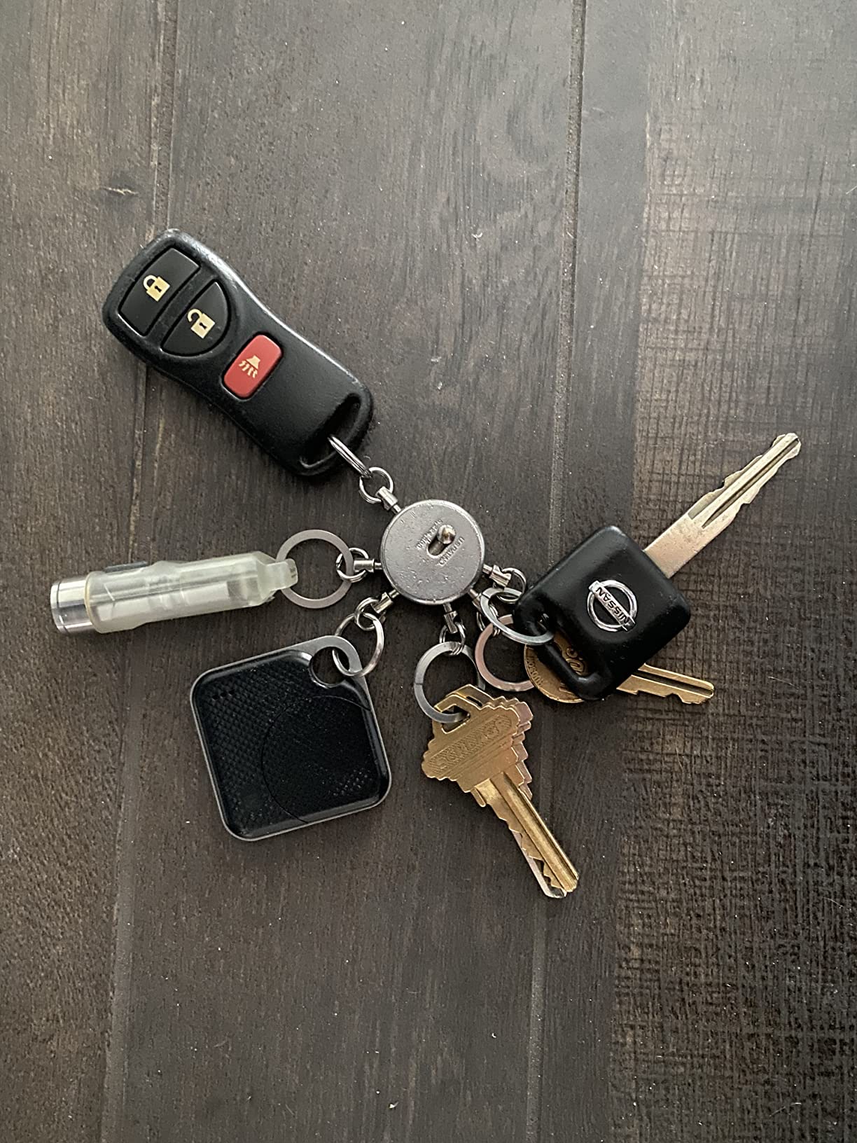 Amazon.com: Sensi Patent Keyholder with 6 Rings (Skyr60) : Clothing ...