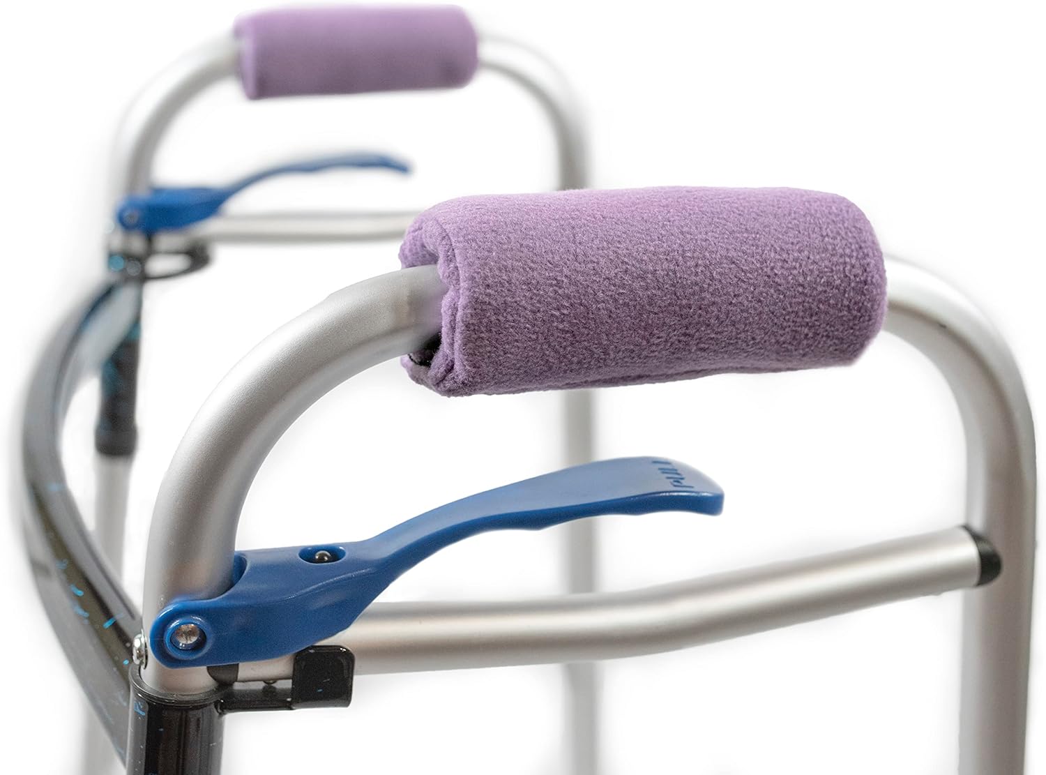 Amazon.com: Universal Walker Hand Grip Covers - Luxurious Soft Fleece ...