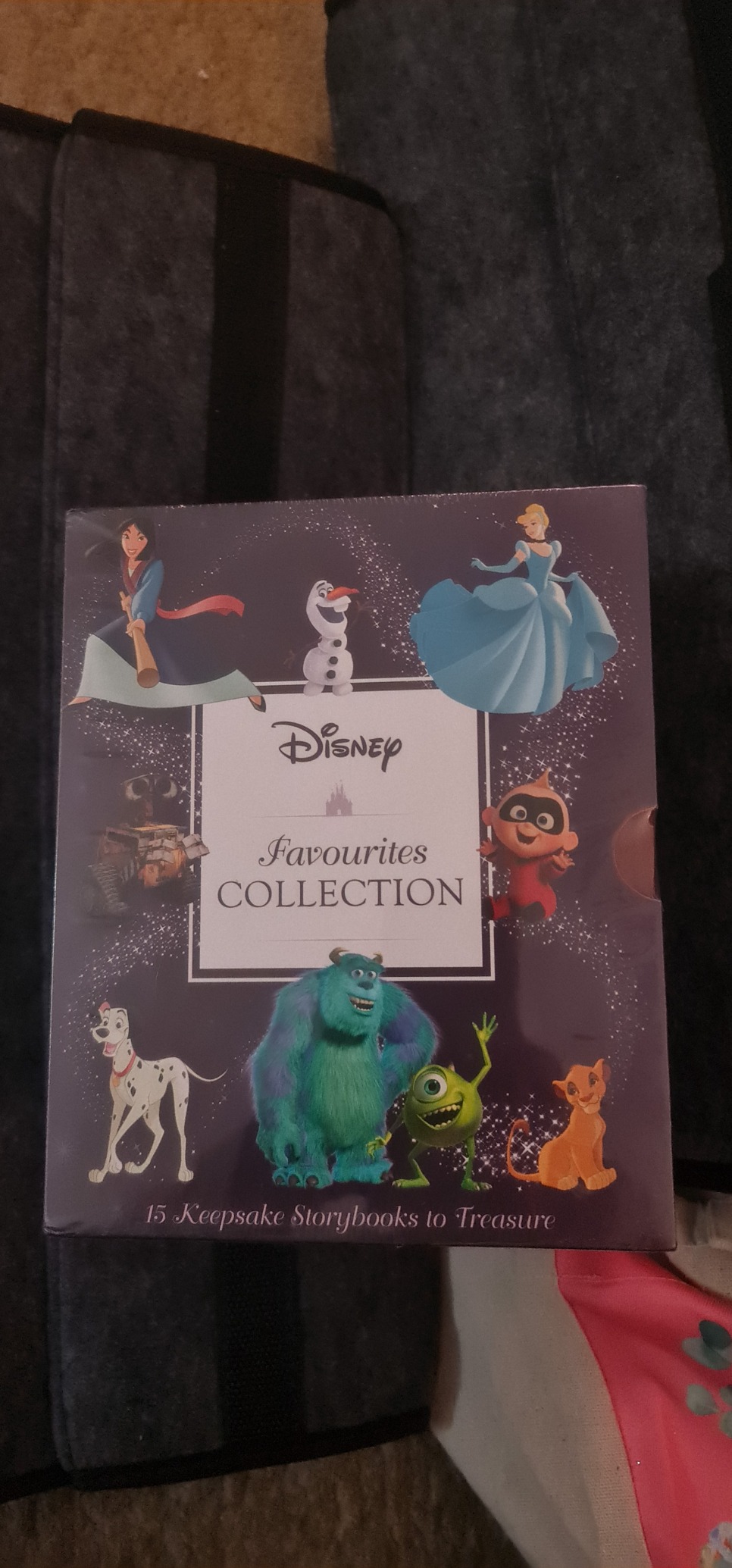 Disney Favourites Collection 2020 : Amazon.com.au: Books