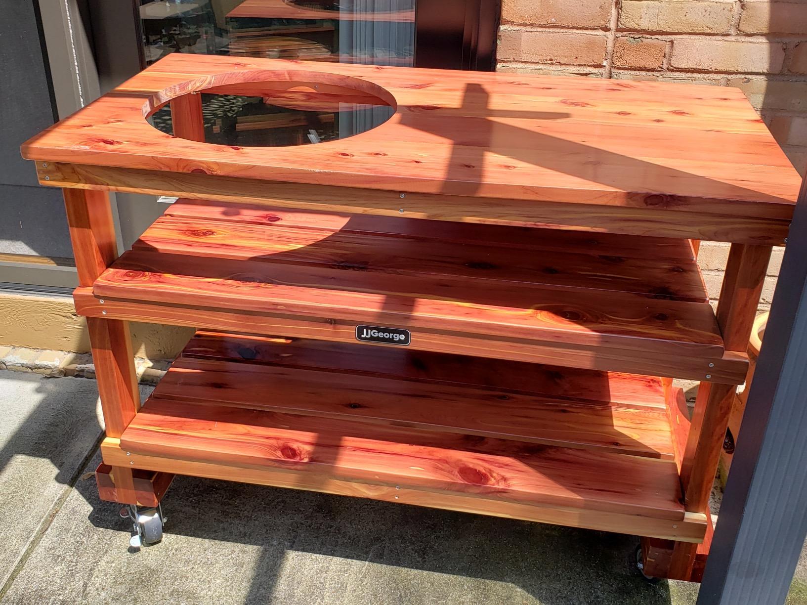 Amazon.com: JJGeorge Kamado Joe Jr. Deluxe Table - Free Cover Included ...