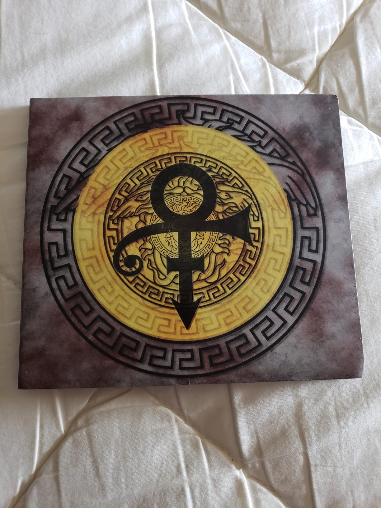 Prince - The VERSACE Experience (PRELUDE 2 GOLD) - Amazon.com Music