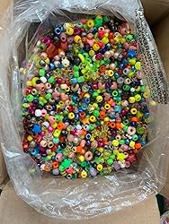 Amazon.com: The Beadery Bonanza 5LB of Mixed Craft Beads, Sizes ...