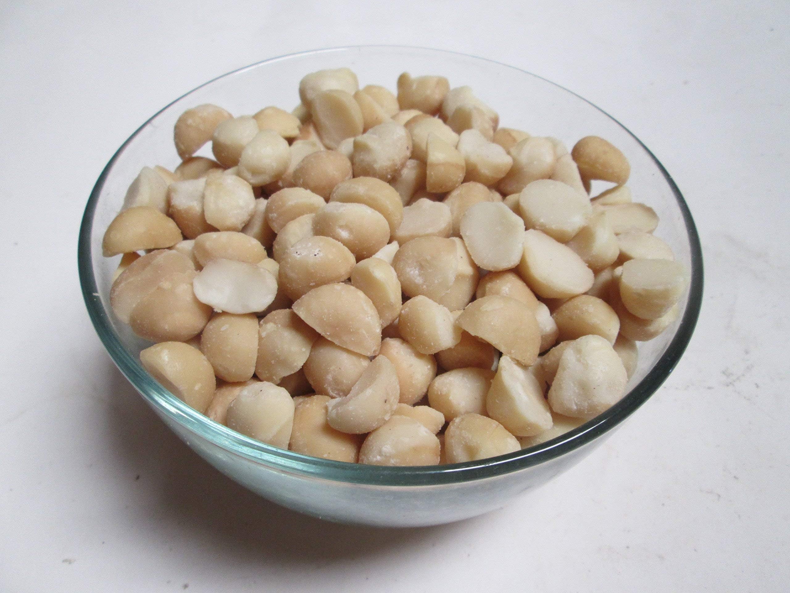 Amazon.com : Bayside Candy Raw Whole Macadamia nuts (1LB) : Grocery ...