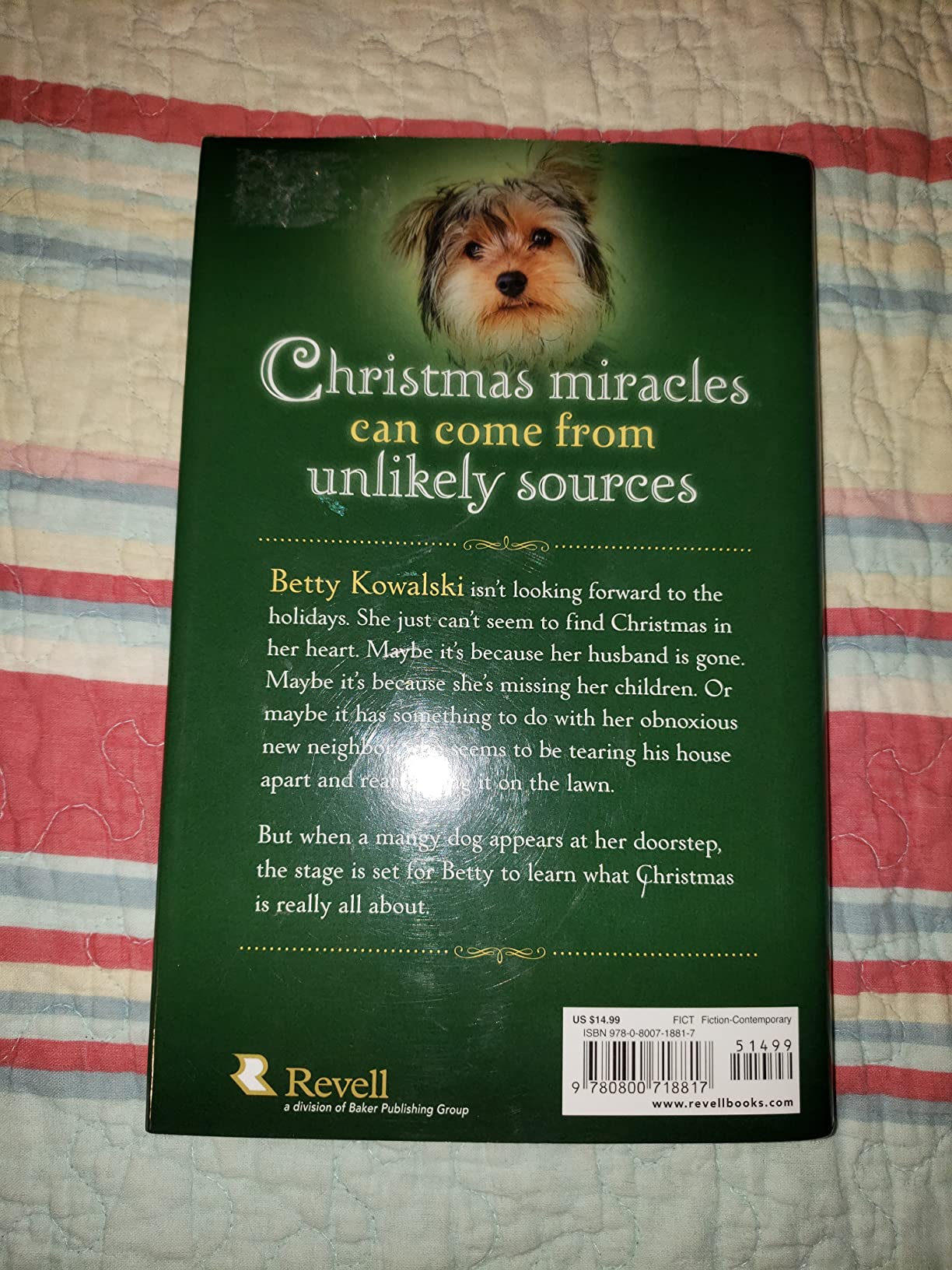 The Christmas Dog: Melody Carlson: 9780373788705: Amazon.com: Books