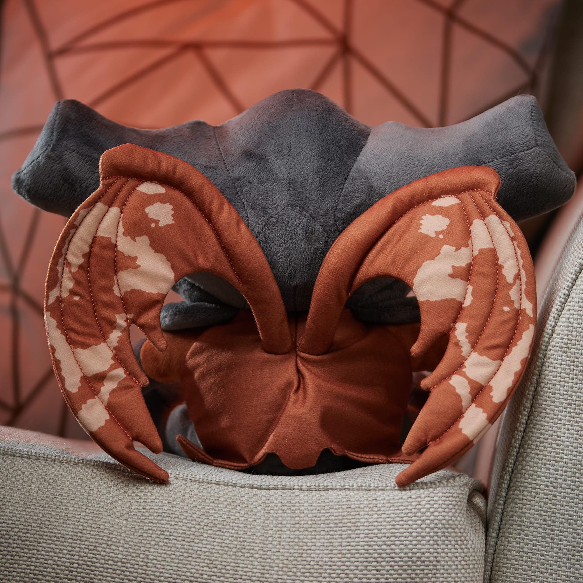 Snapklik.com : Official Destiny 2 Oryx Plush - Soft Replica Plushie ...