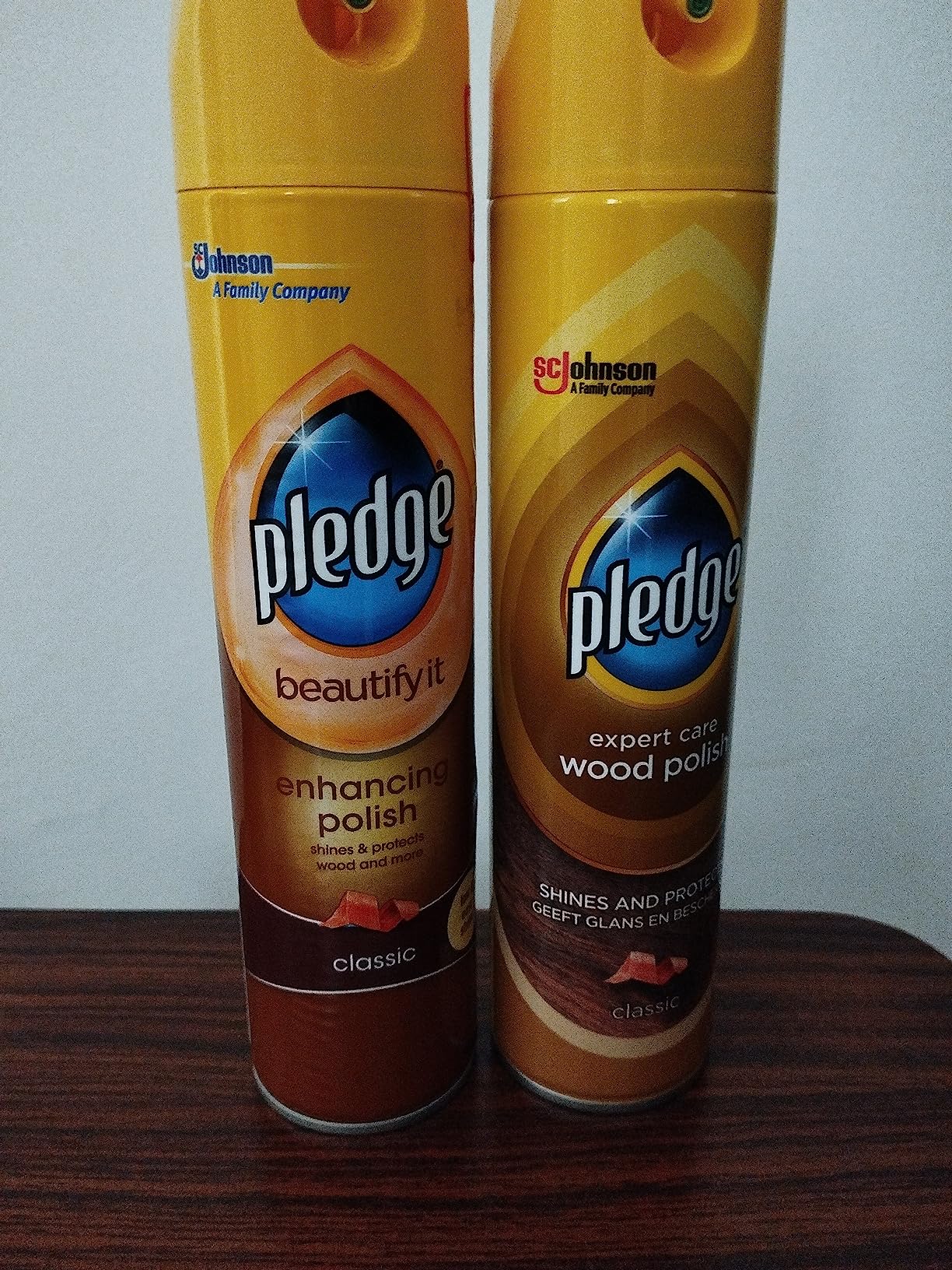 Pledge Classic Enhancing Polish, 250ml, Pack of 2 : Amazon.in: Health ...