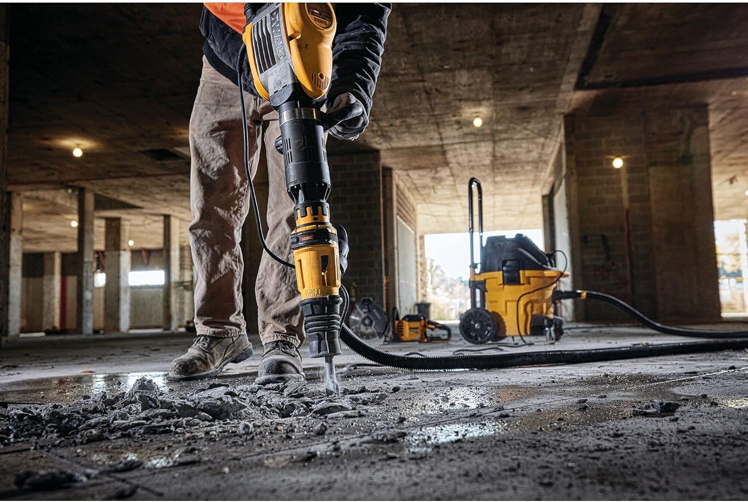 DEWALT D25901K SDS MAX Demolition Hammer with SHOCKS - Instruction Manual