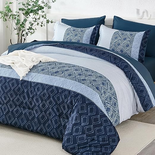 Amazon.com: Dinjoy Navy Blue King Size Comforter Set,Striped Bed in a ...