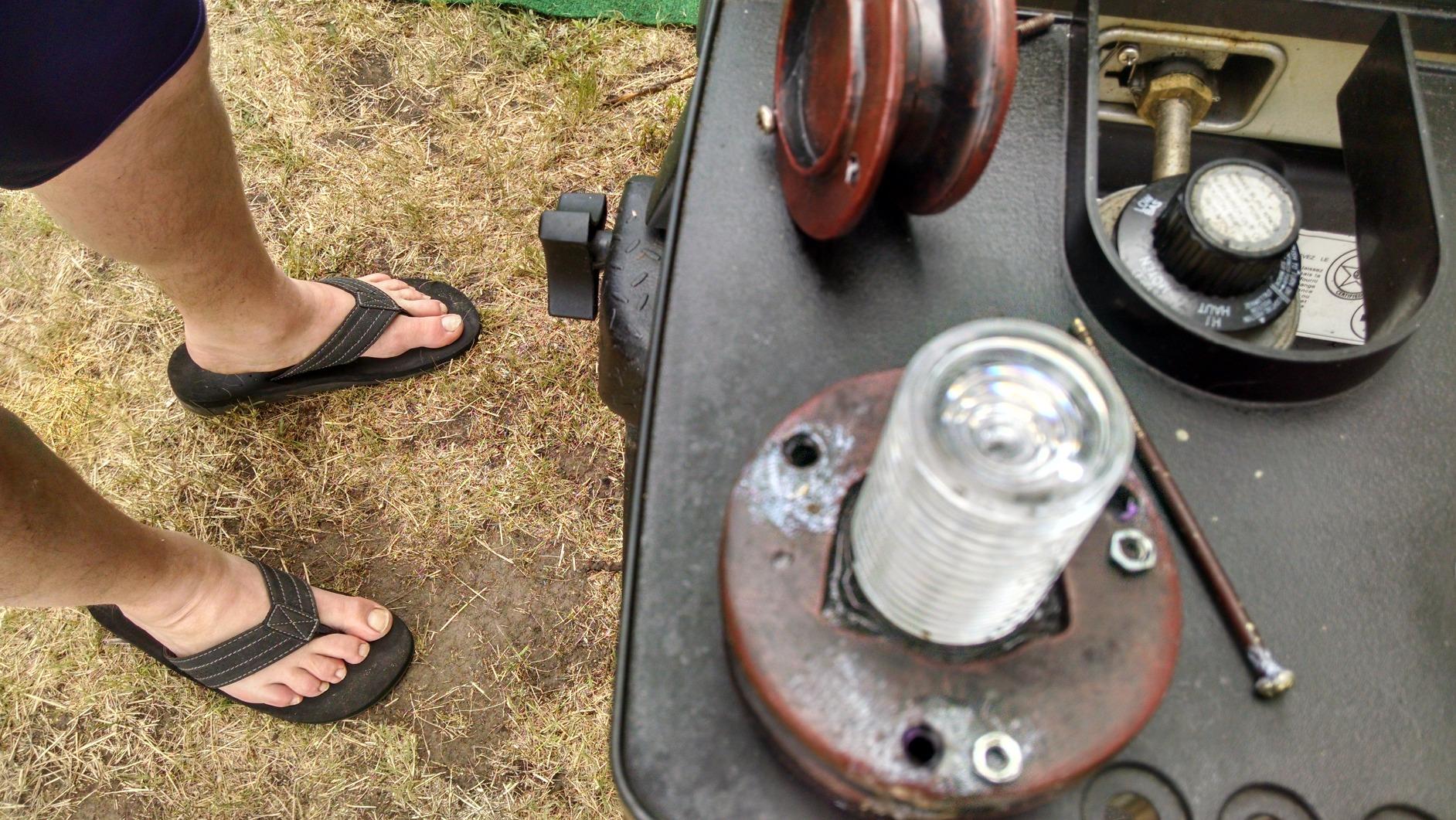 Amazon.com : Yellow Lab Dog With Lantern Outdoor Garden Solar Light ...