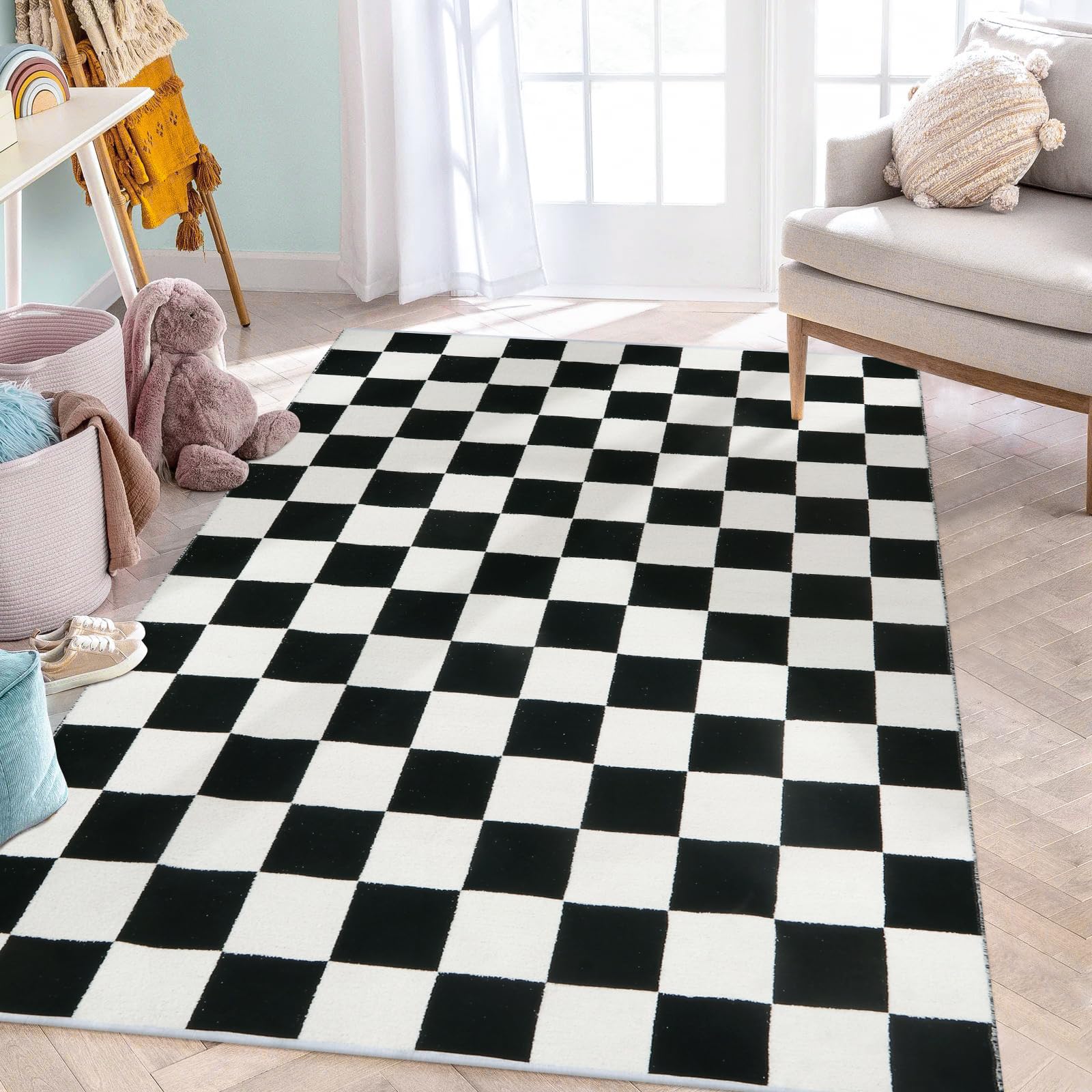 Amazon.com: Lahome Checkered 5x7 Black and White Rug for Bedroom ...